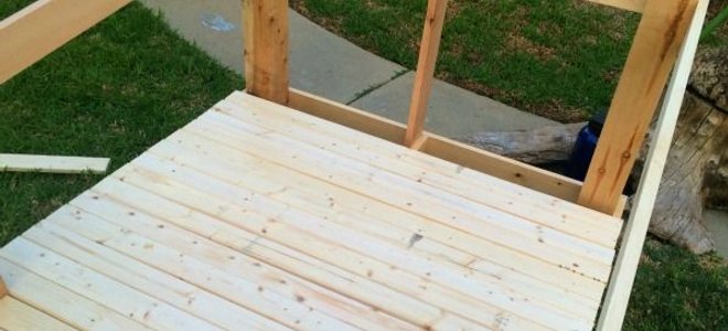 Turn an Ordinary Beanbag Chair Into a Reading Bench | DoItYourself.com