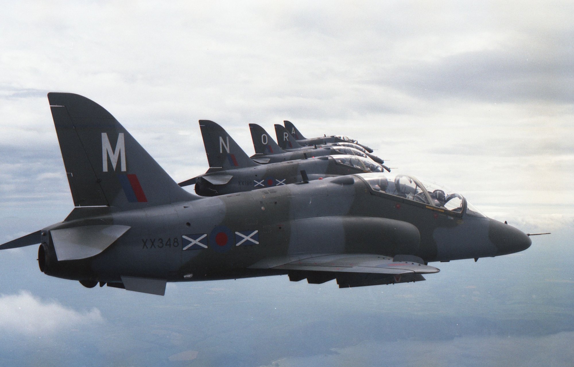 8 Hawk CHIVENOR formation, 16 June 1982 - PPRuNe Forums