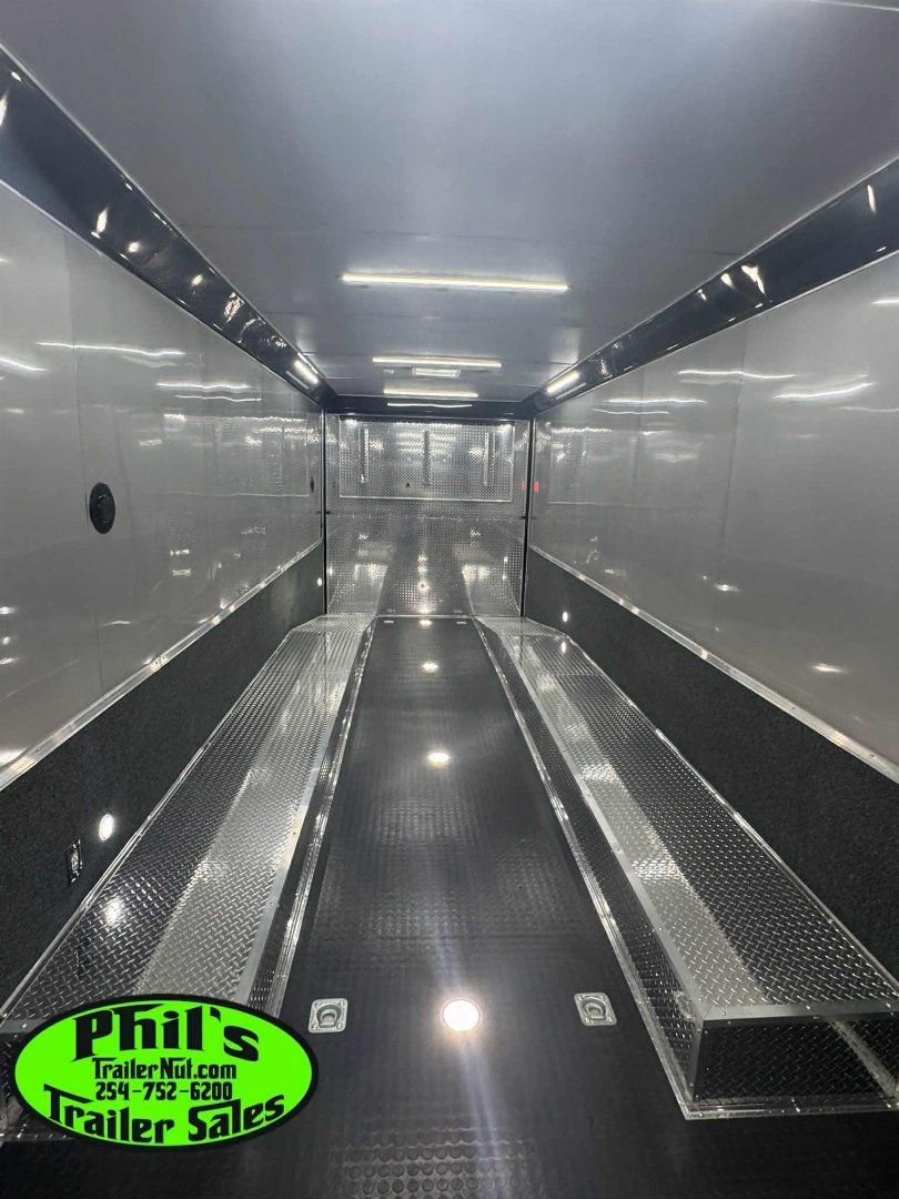 32' LATE MODEL RACE TRAILER TRAILER WITH RAMP OVERS EXTRA HT for Sale ...