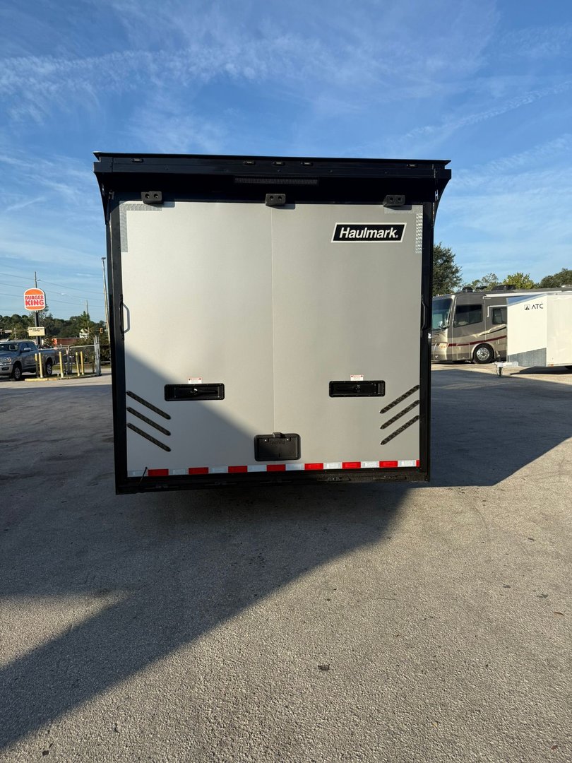 2026 Haulmark 8.5 x 34' Edge Pro with Bath Package for Sale in Orange ...