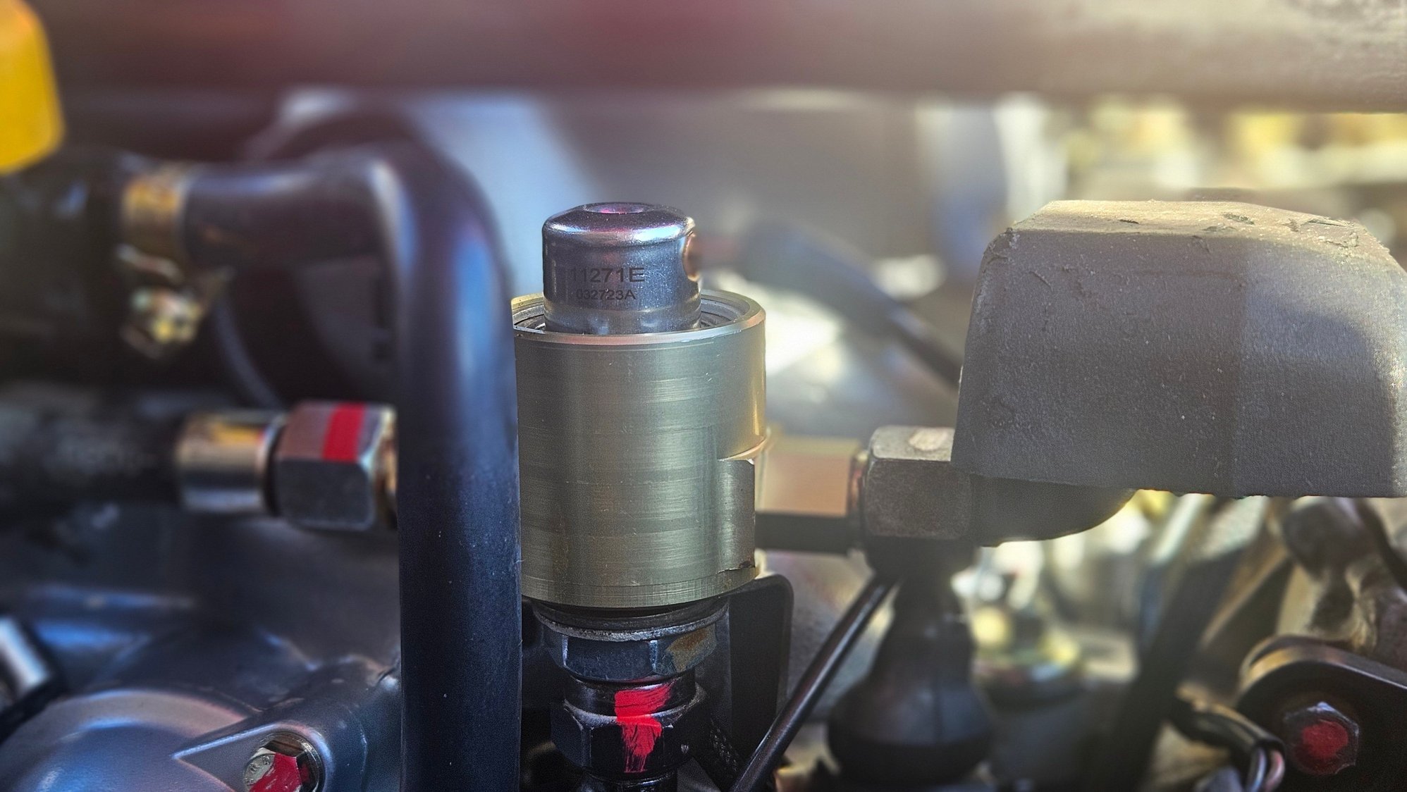 New front fuel damper for the New Year - Rennlist - Porsche Discussion ...