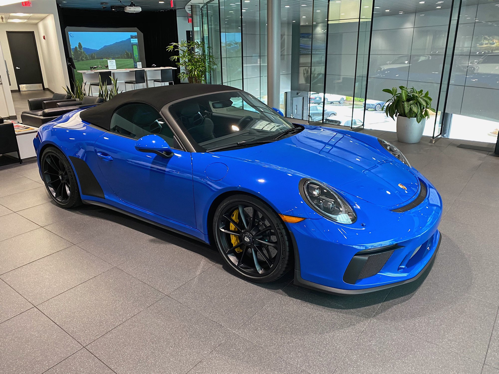 2019 SPEEDSTER PTS Club Blue - Rennlist - Porsche Discussion Forums