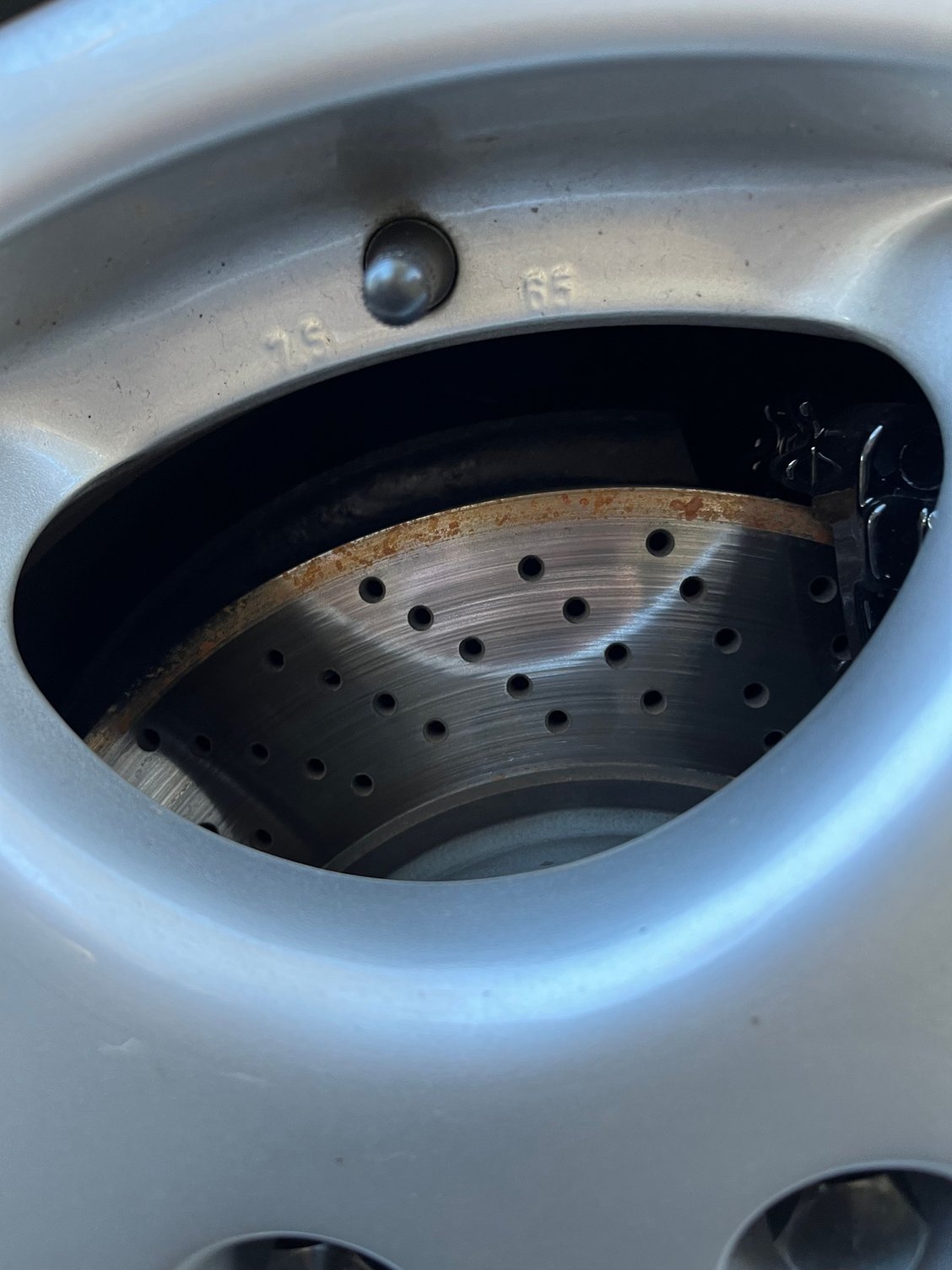 Brake Pad / Rotor Wear: Is This Normal? - Rennlist - Porsche Discussion ...