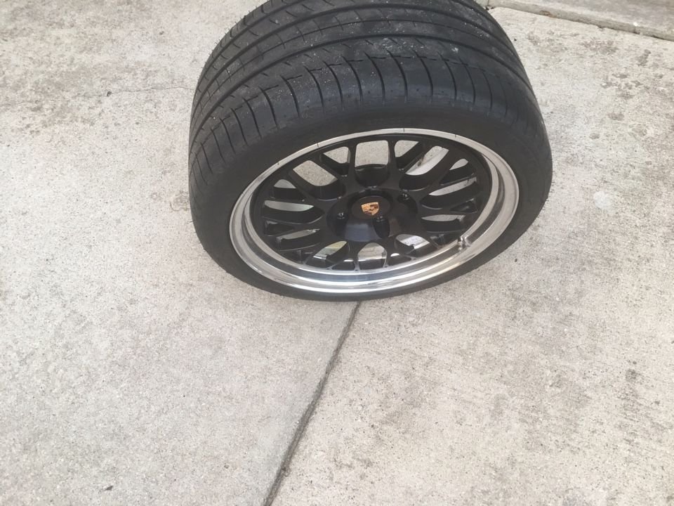 Fikse FM 10 Wheel Center Caps - Rennlist - Porsche Discussion Forums