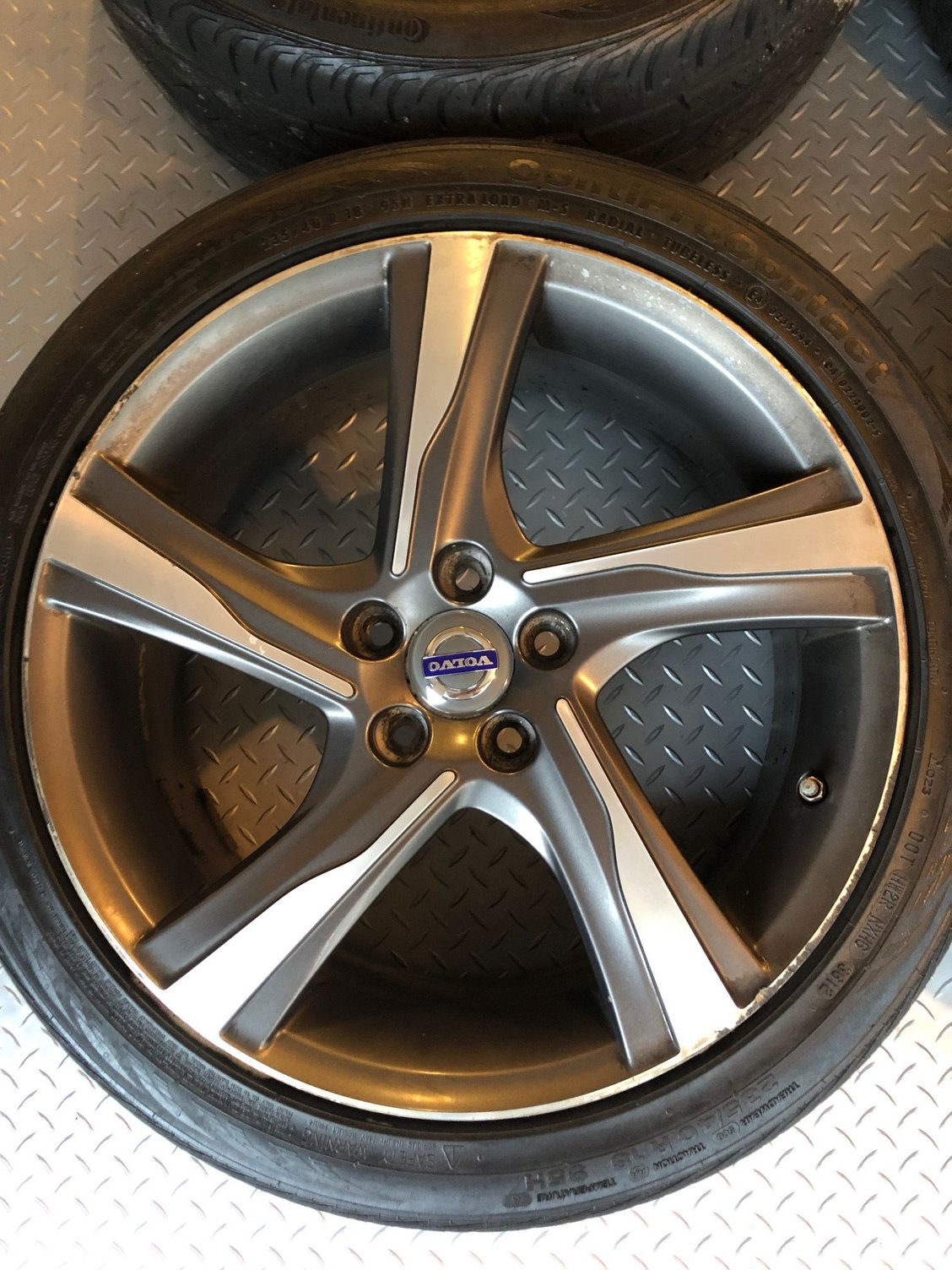 FS: Volvo R-Design 18” Ixion Wheels - Volvo Forums - Volvo Enthusiasts ...