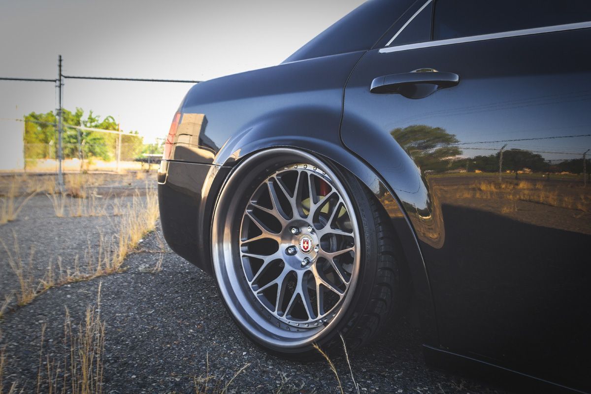 An Accuair/HRE Production: Chrysler 300C | Luxury4Play.com