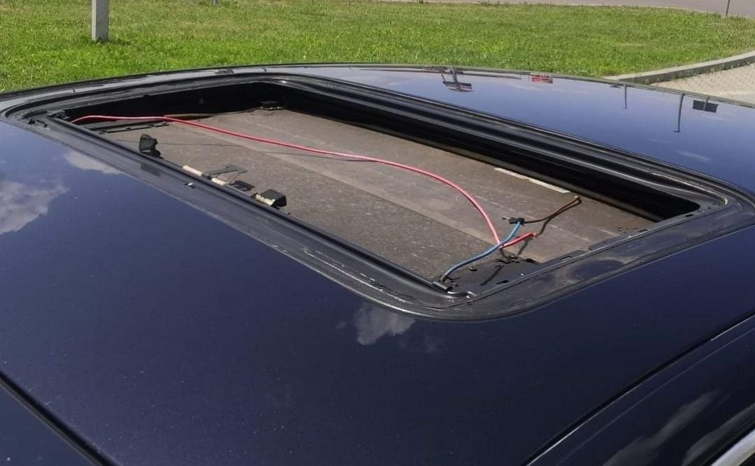 Solar sunroof taking off - AudiWorld Forums