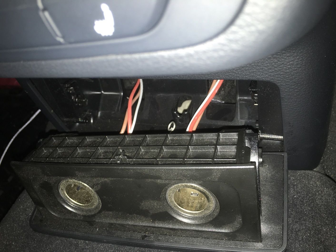 Illuminated USB interface - Page 2 - AudiWorld Forums