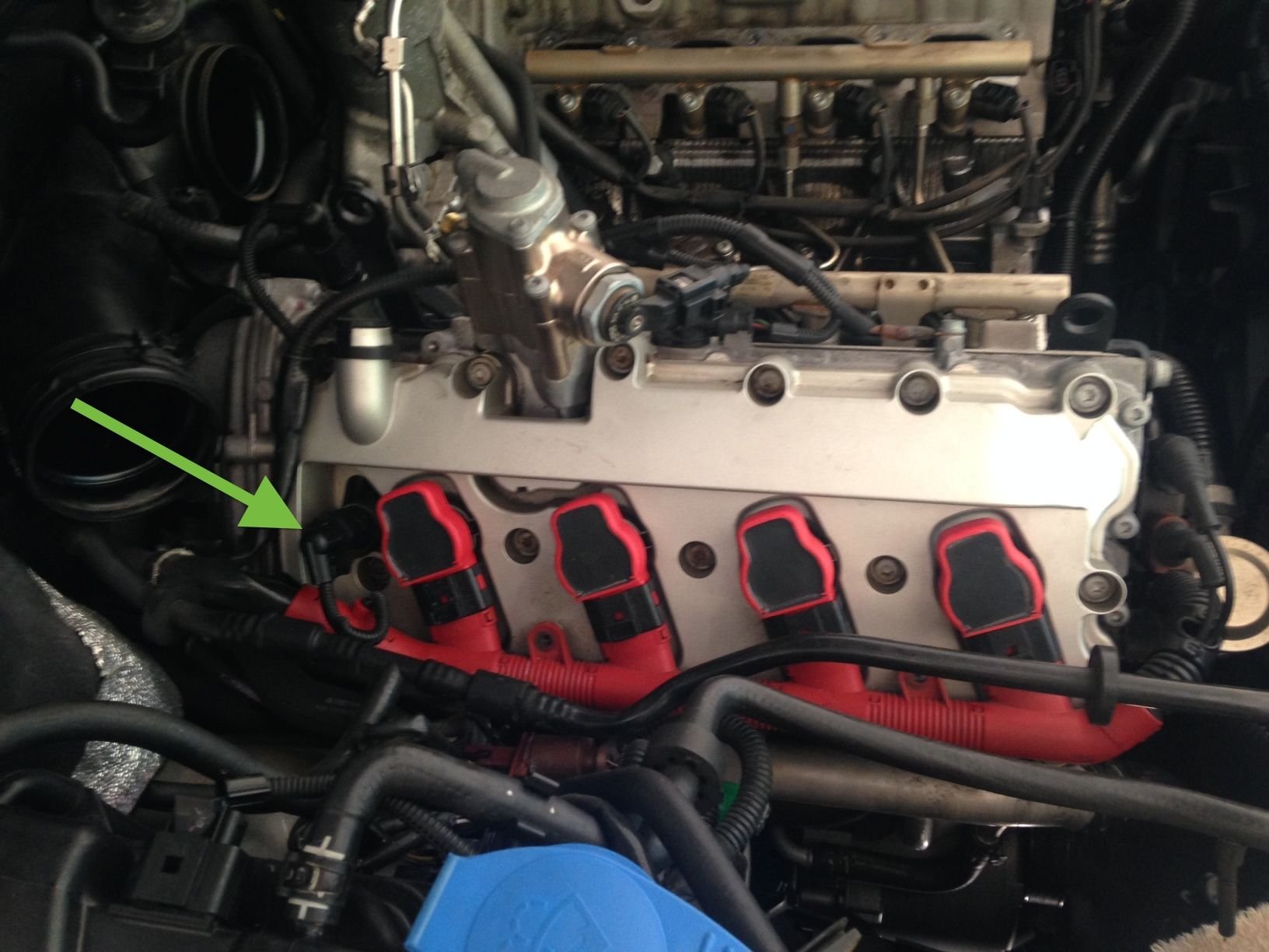 Removing 4.2 FSI Rocker Cover - AudiWorld Forums