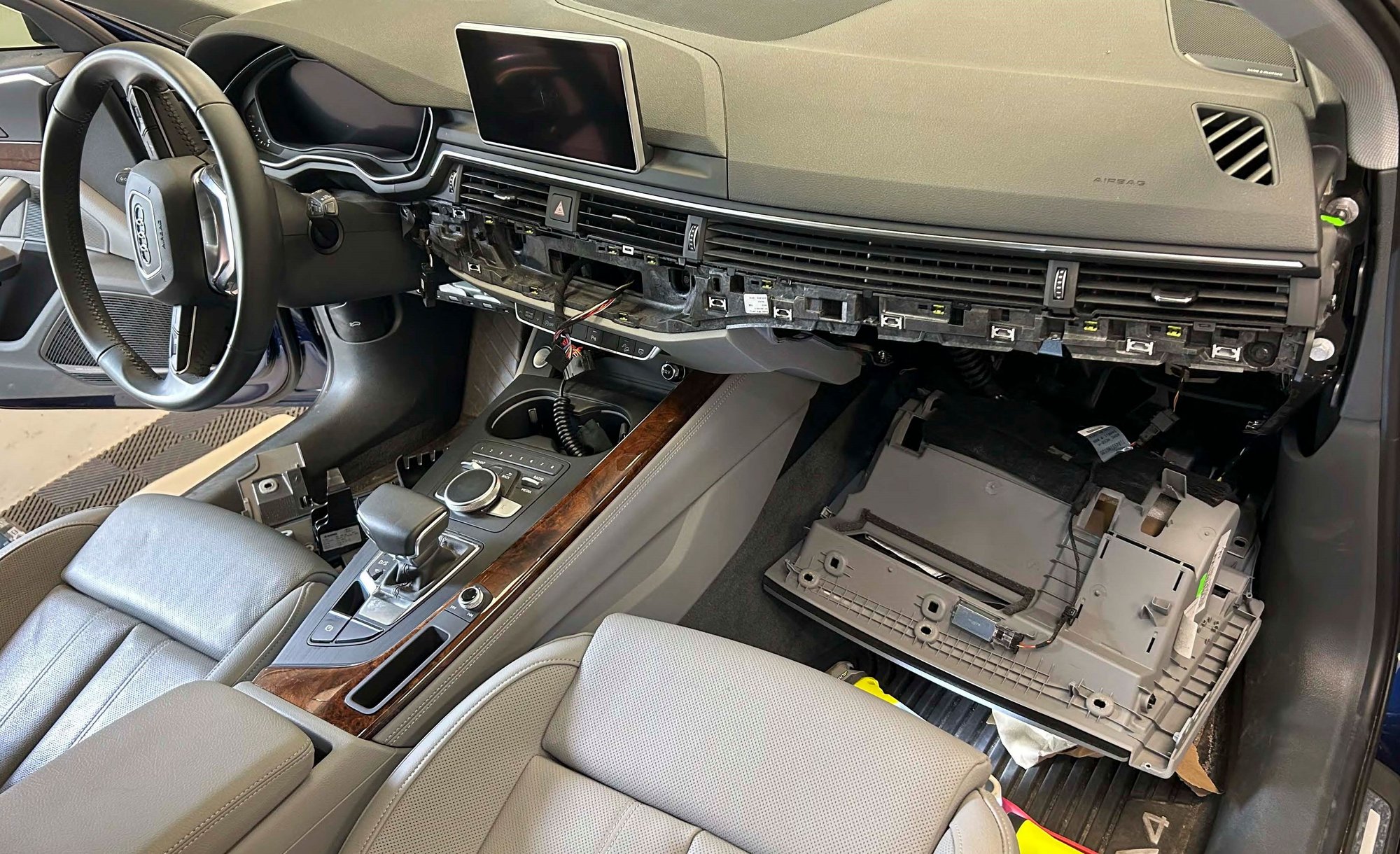 UK: MMI screen replacement help - AudiWorld Forums