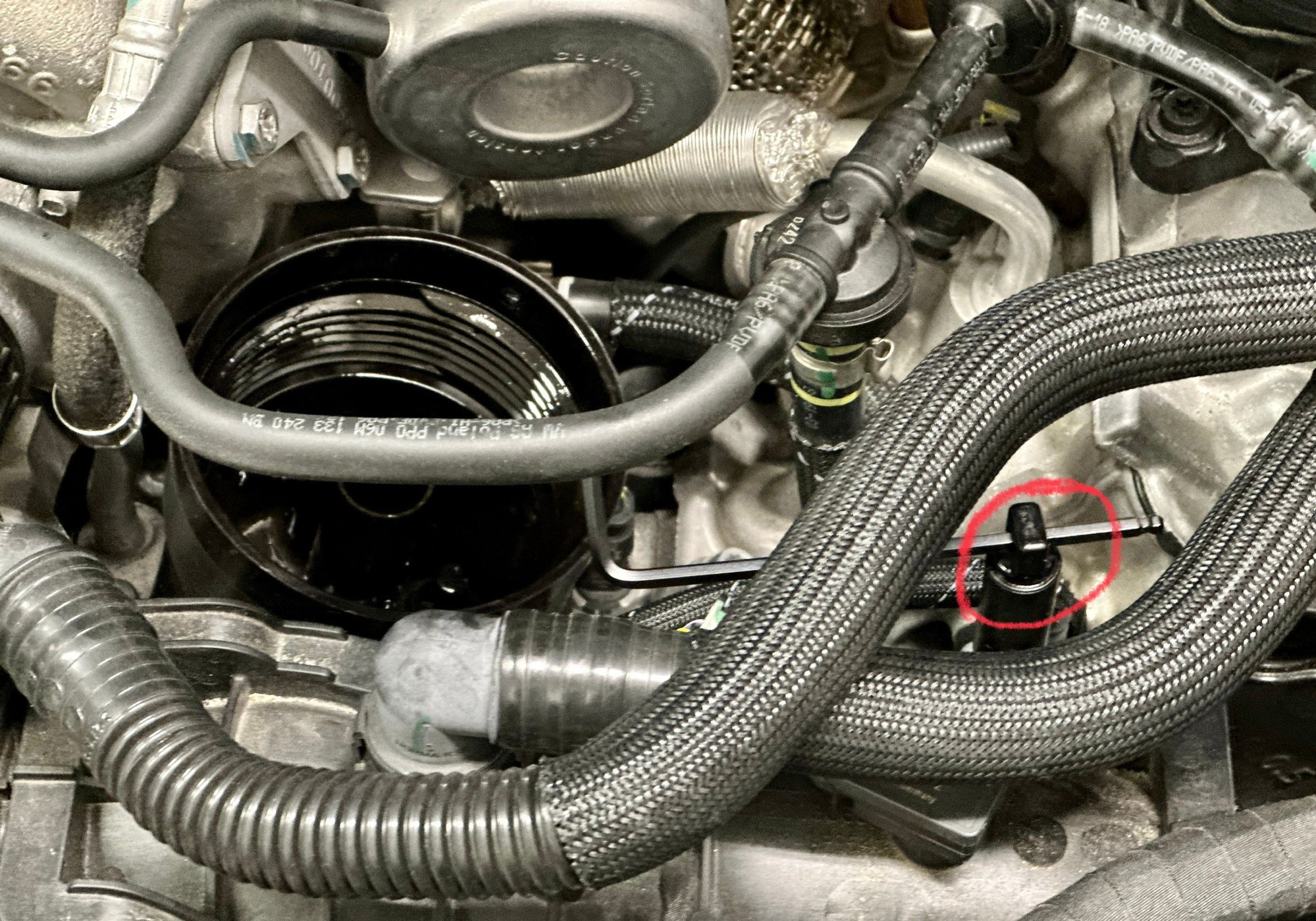 Sq7 oil extraction - AudiWorld Forums