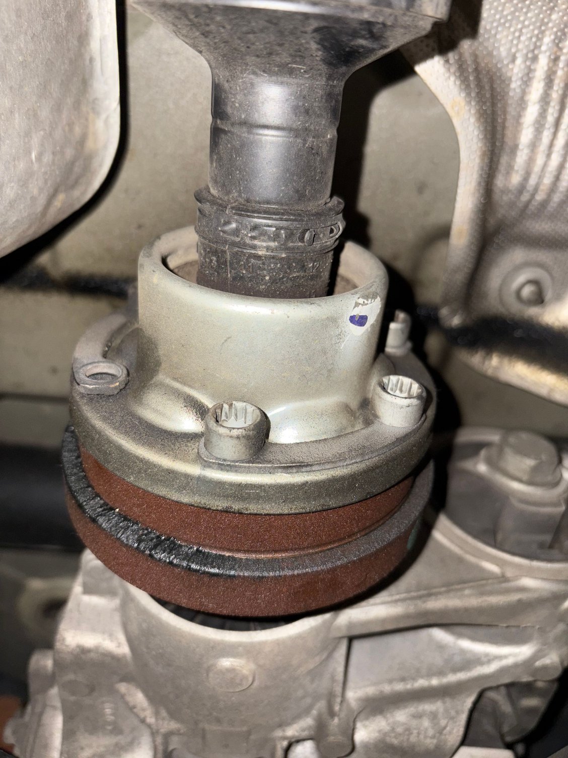 Broken drive shaft bolt rear differential - AudiWorld Forums