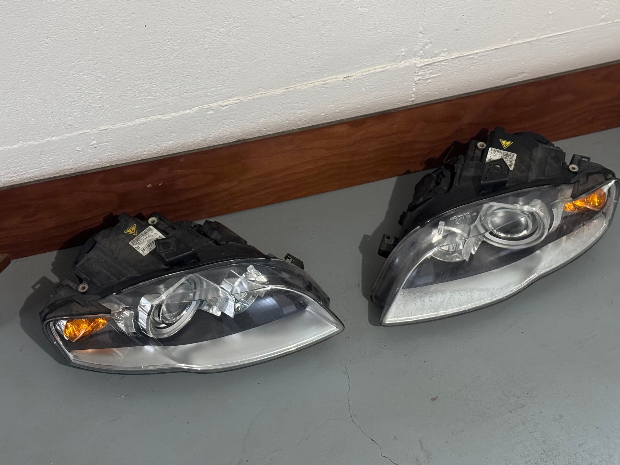 A4 (B7) Bi-Xenon headlights and VX clear corners - AudiWorld Forums