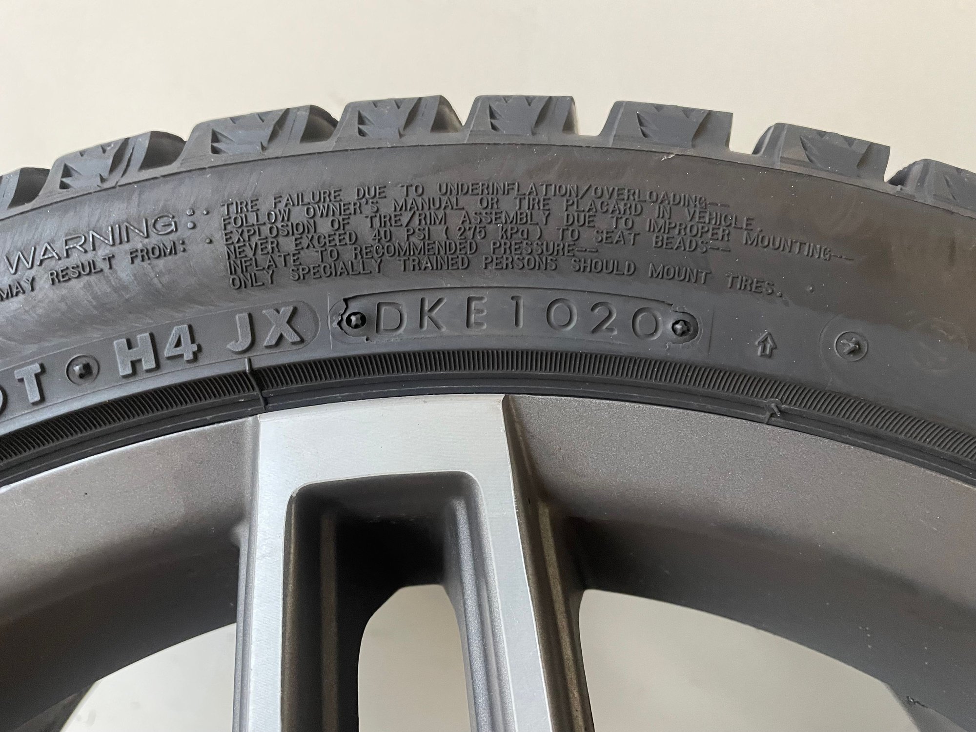 Winter tires Bridgestone Blizzak WS90 with wheels 245/40R18 - AudiWorld ...