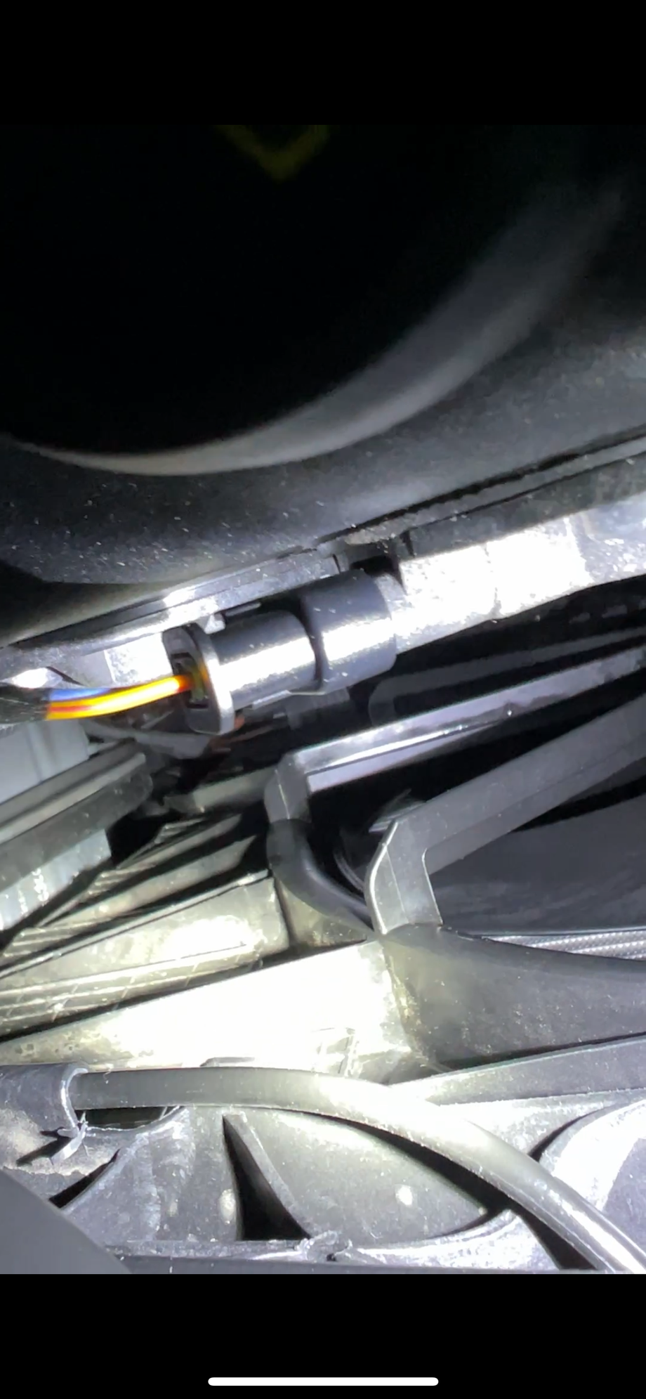 Problem of radiator oil leakage... - AudiWorld Forums