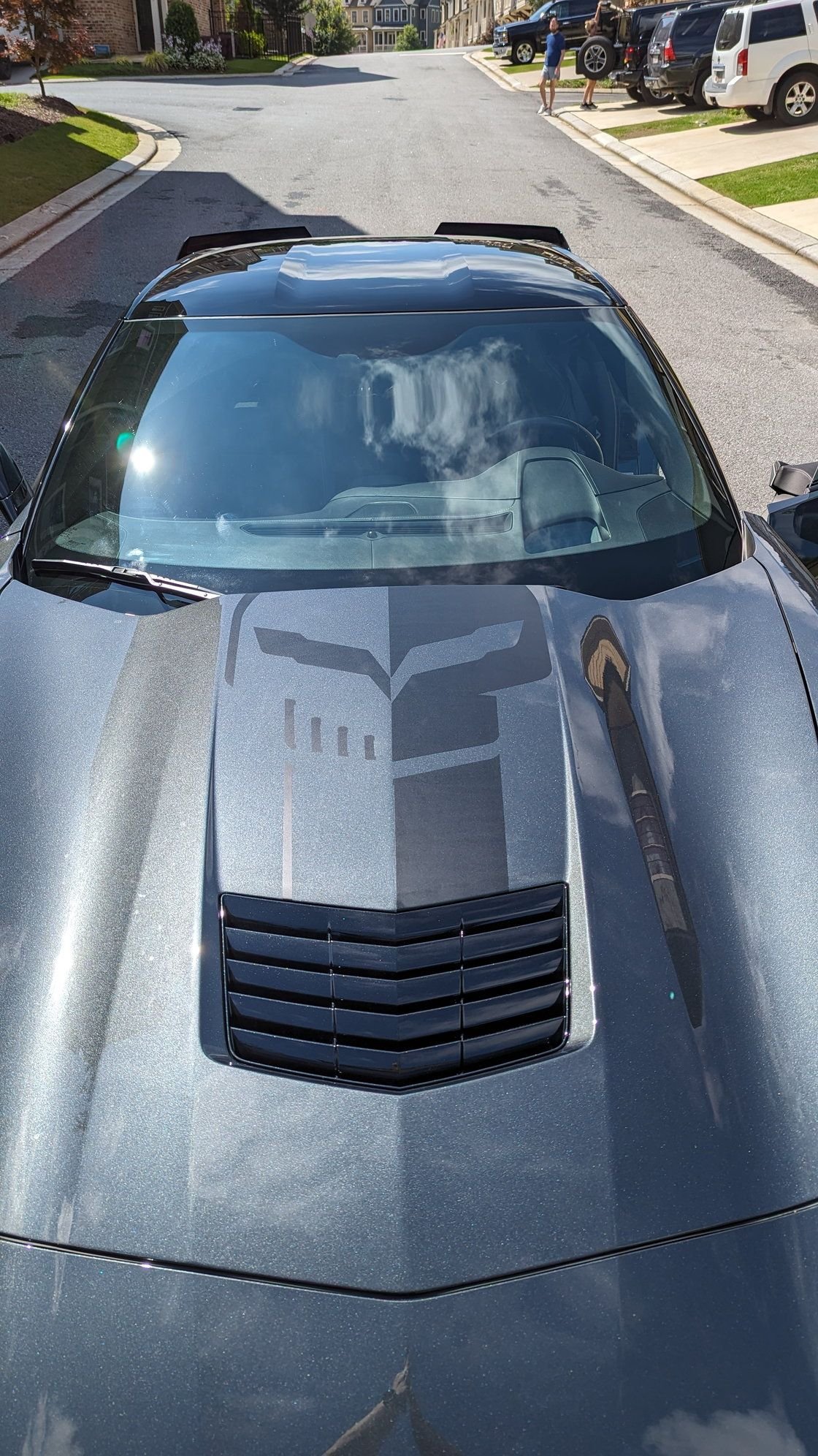 Jake on the hood - CorvetteForum - Chevrolet Corvette Forum Discussion
