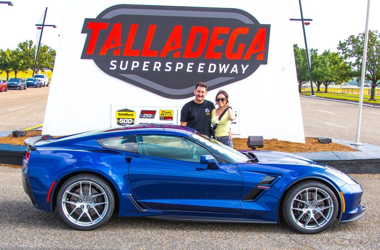 Hendricks..Driven for Veteran's event pictures...Page 3 - CorvetteForum ...