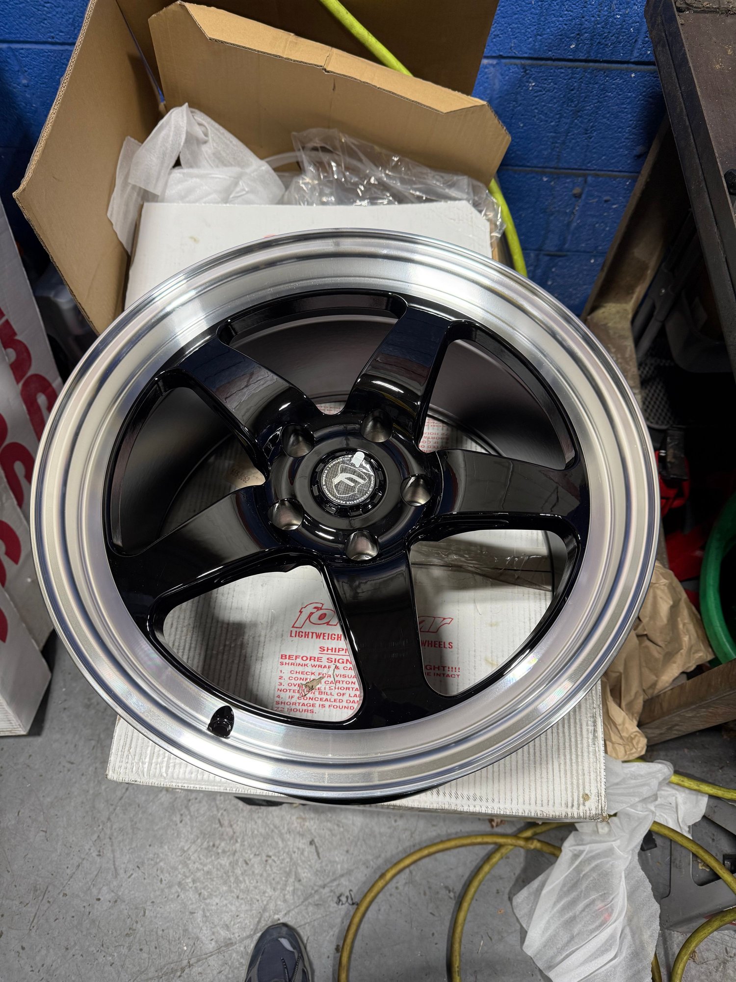 FS (For Sale) Brand new set of Forgestar D5 wheels c7z fitment ...