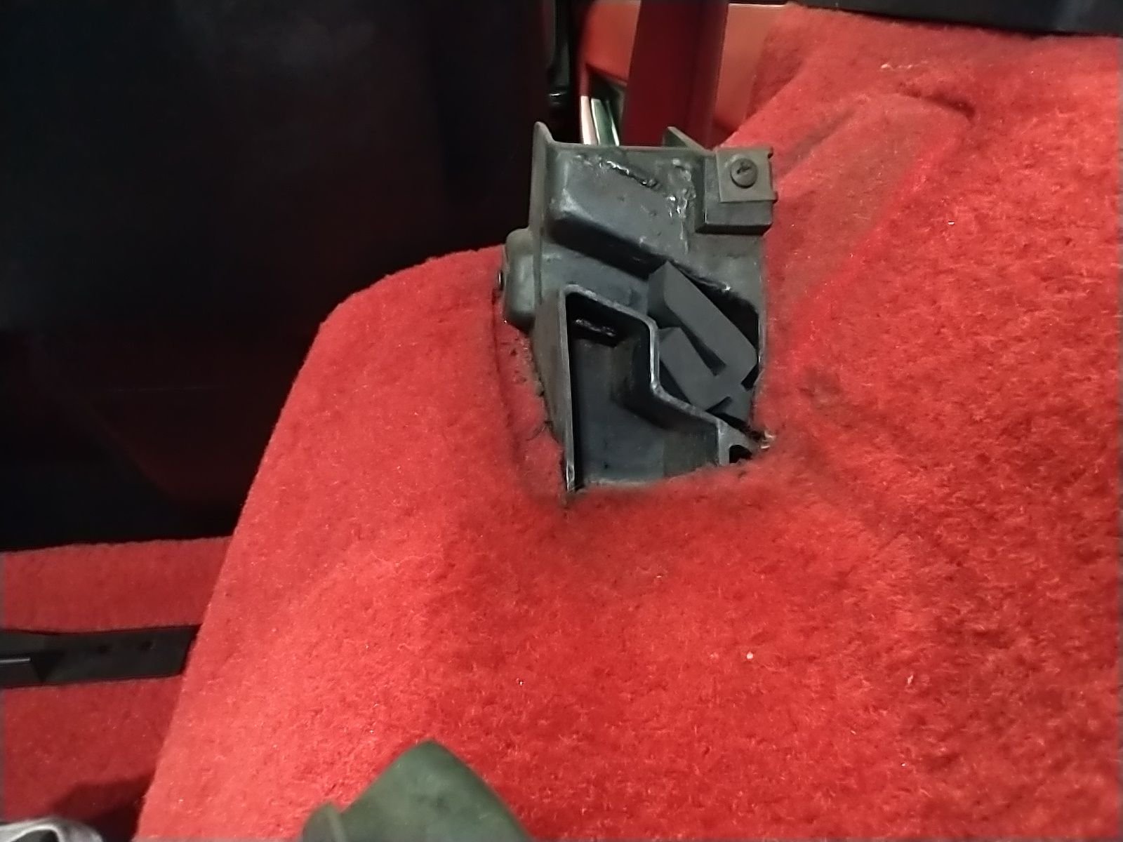 Targa Top storage bracket rubber inserts - CorvetteForum - Chevrolet ...