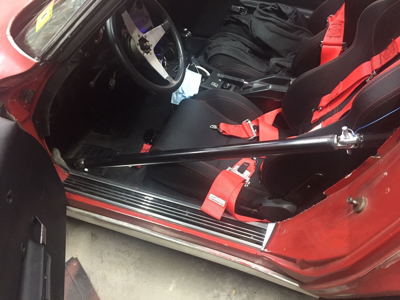 Roll bar in C3 Coupe - CorvetteForum - Chevrolet Corvette Forum Discussion