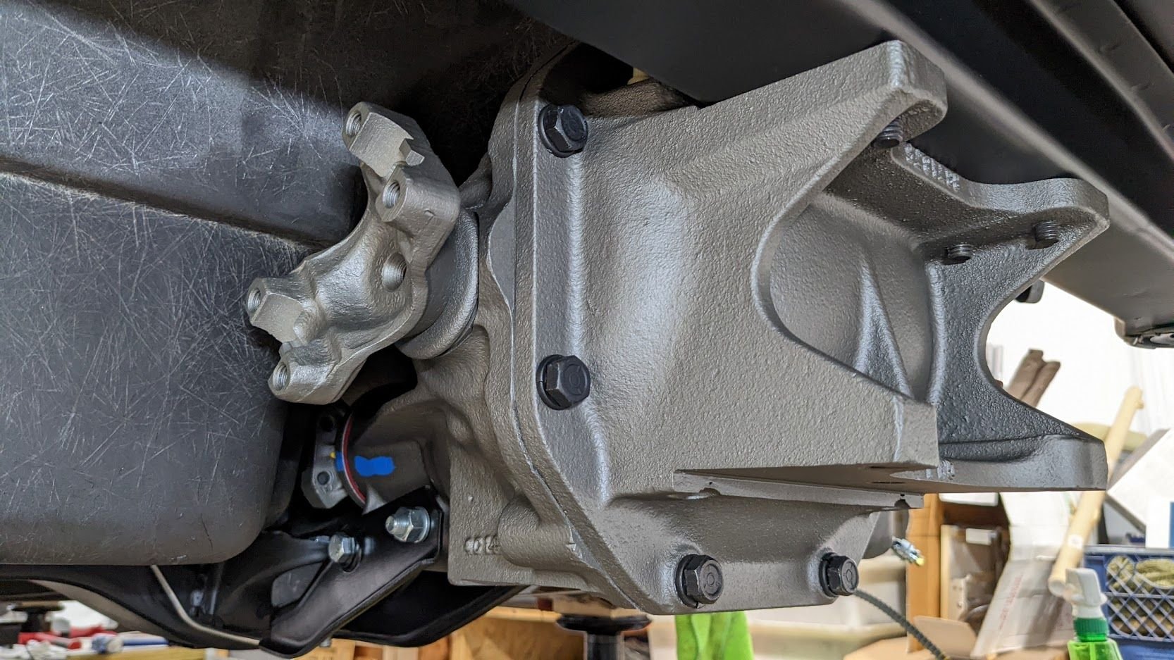 C2 Looking for tips & suggestions: tightening leaf spring center ...