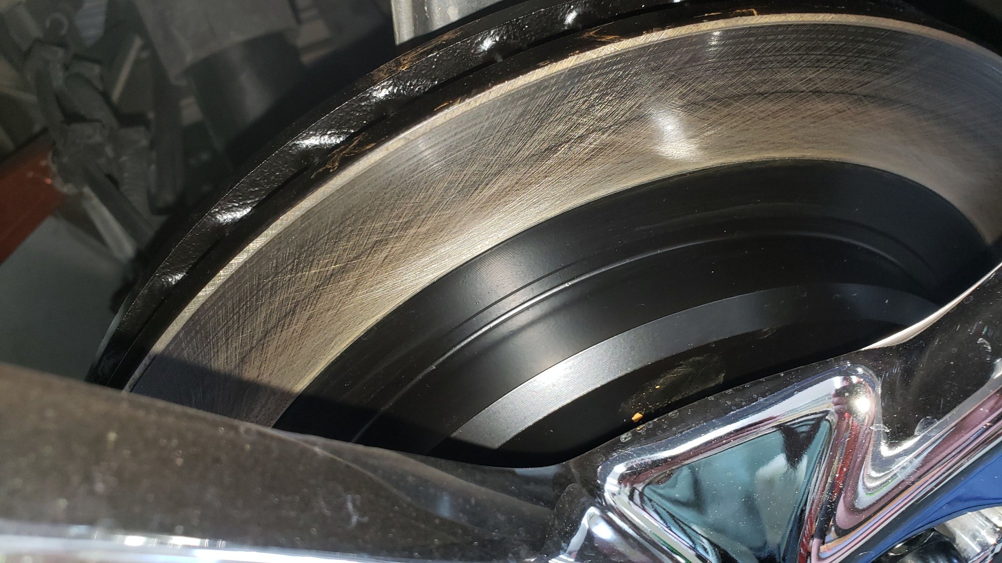 Weird brake pad contact on new rotors - CorvetteForum - Chevrolet ... Weird brake pad contact on new rotors - CorvetteForum - Chevrolet ...
