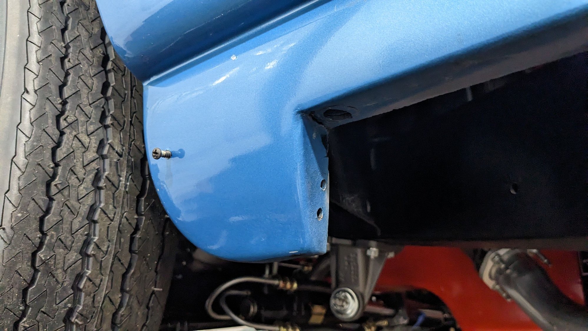 C2 How To Remove 1963-67 Rocker Molding Mount Bracket - Front Rivets To ...