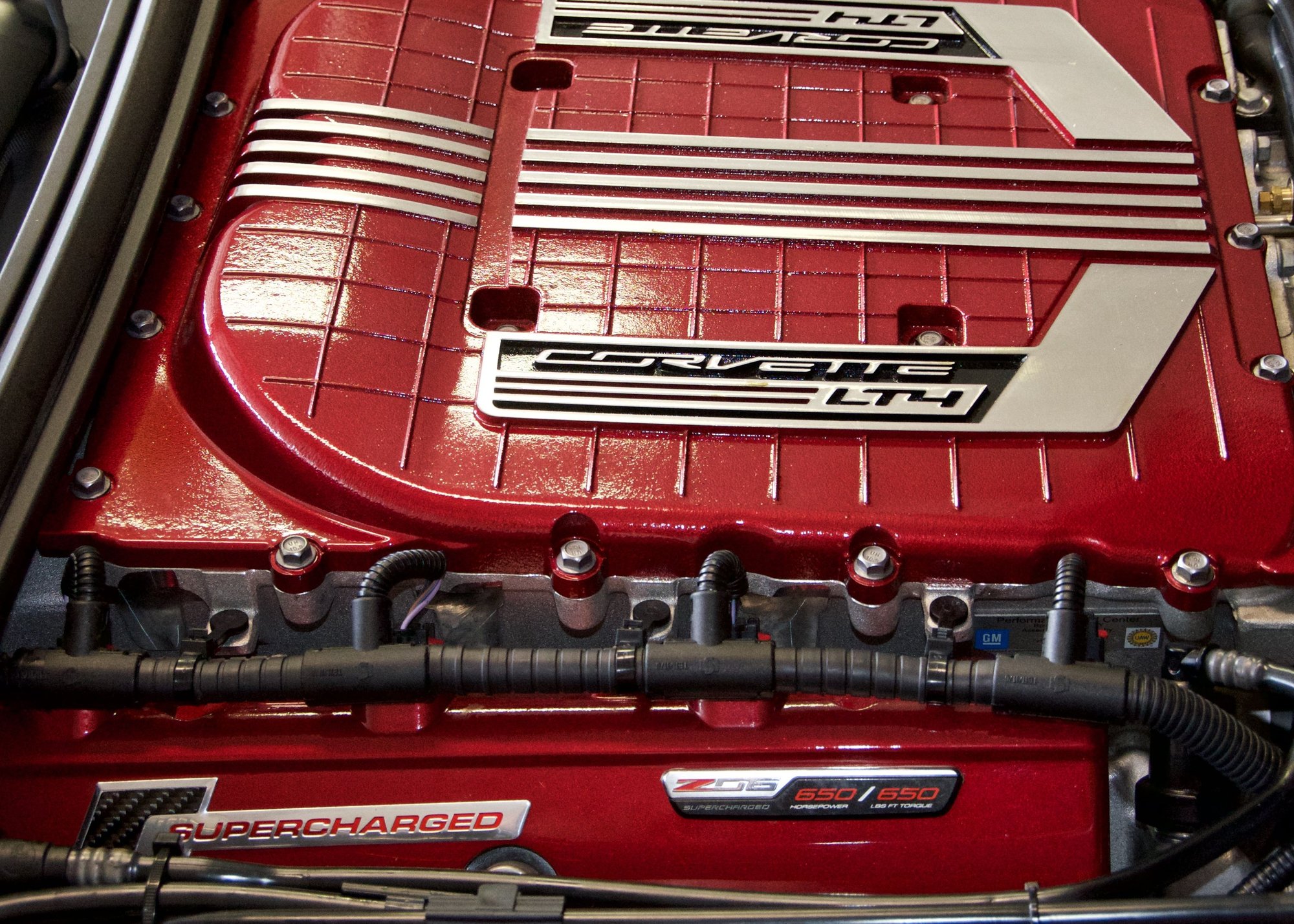 Engine dressing w/650 HP emblems - CorvetteForum - Chevrolet Corvette ...