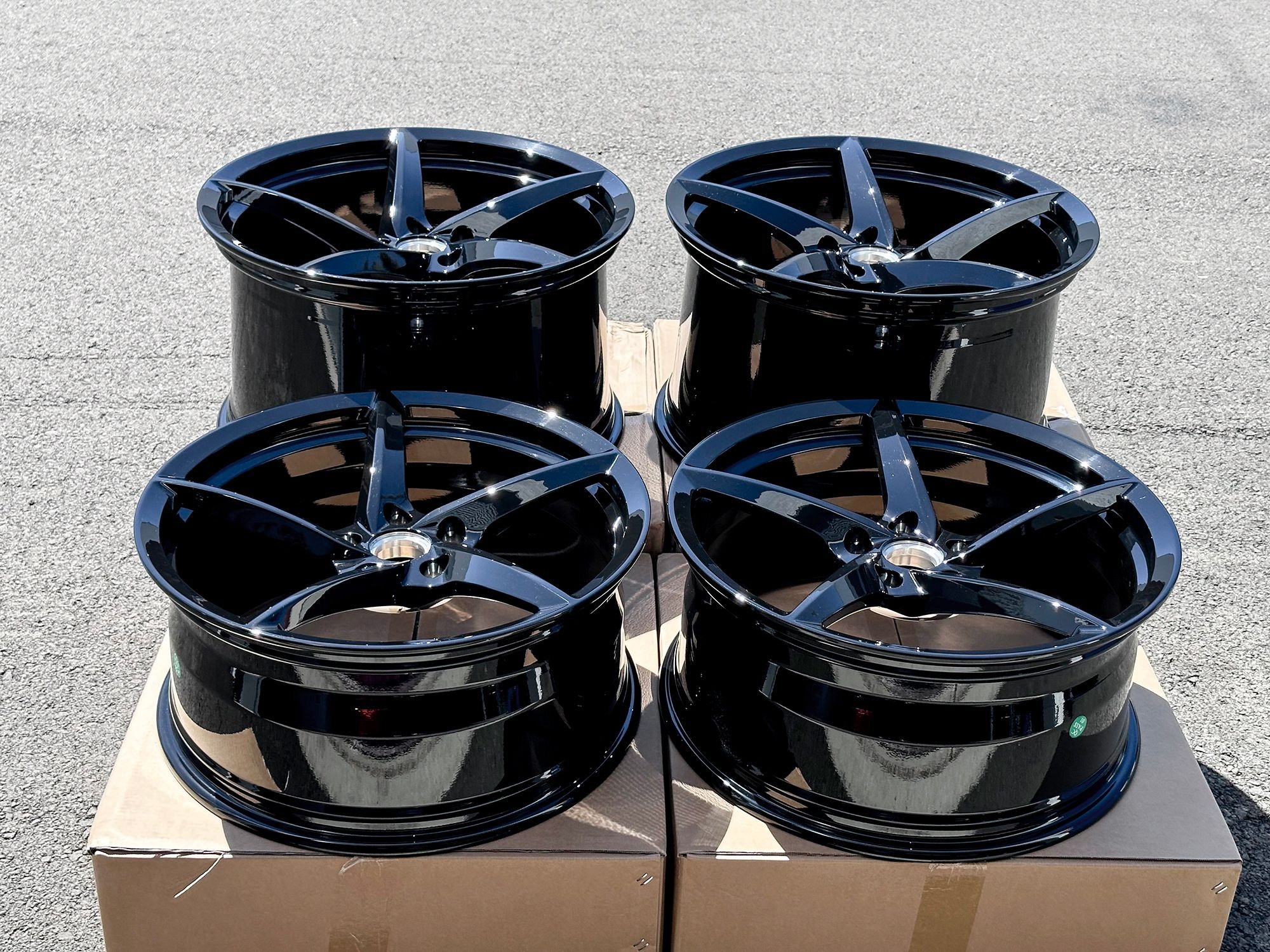 FS (For Sale) WD Forged C8E Gloss Black 20x9 21x12 Corvette C8 Stingray ...