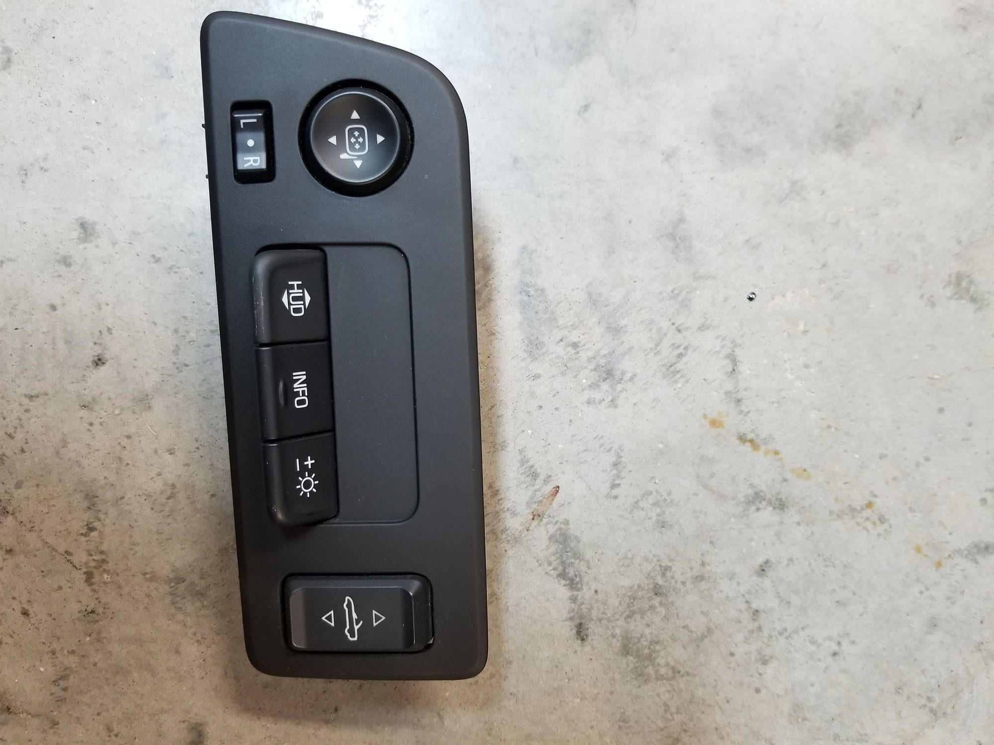 FS (For Sale) C7 hud and convertable top bezel wit switches ...