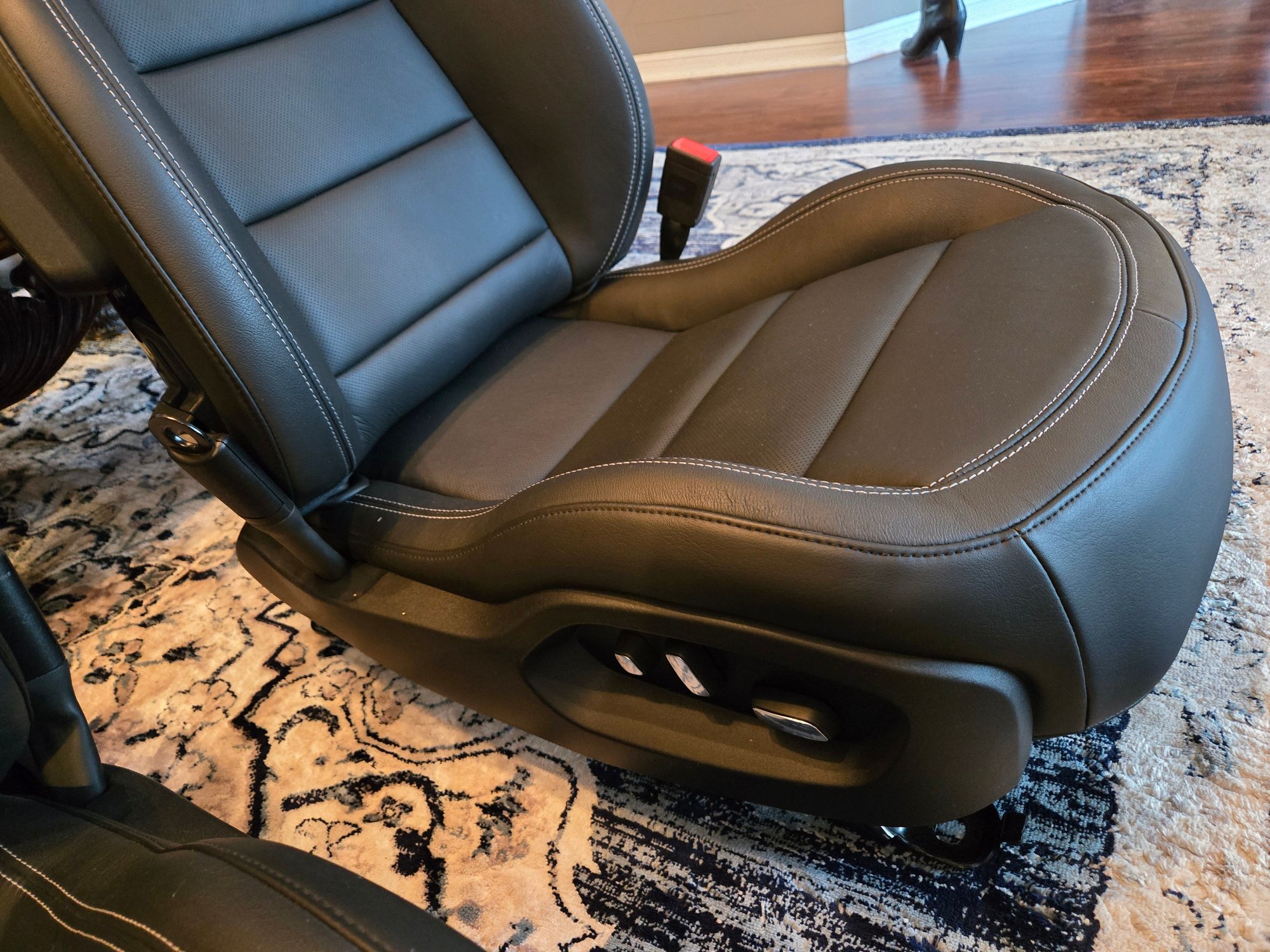 FS (For Sale) 2019 Corvette C7 Z06 Competition seats w/ carbon fiber ...