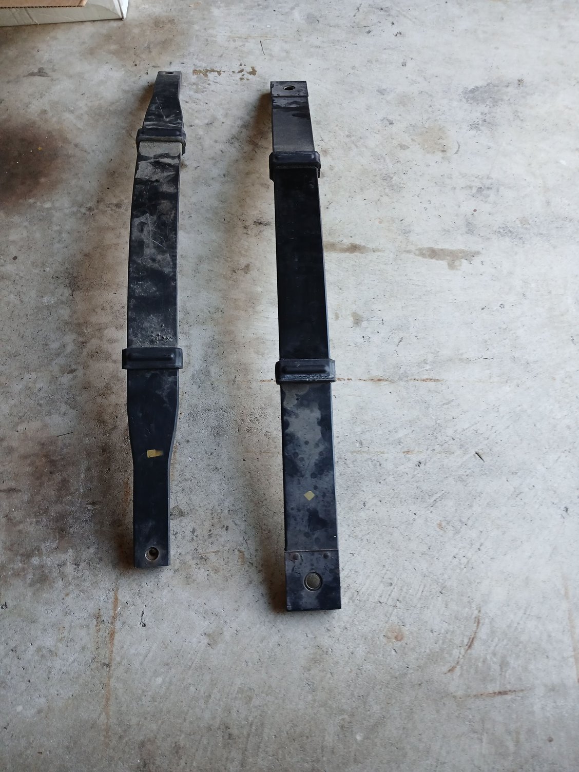 FS (For Sale) C5 Stock leaf springs F&R from Convertible ...