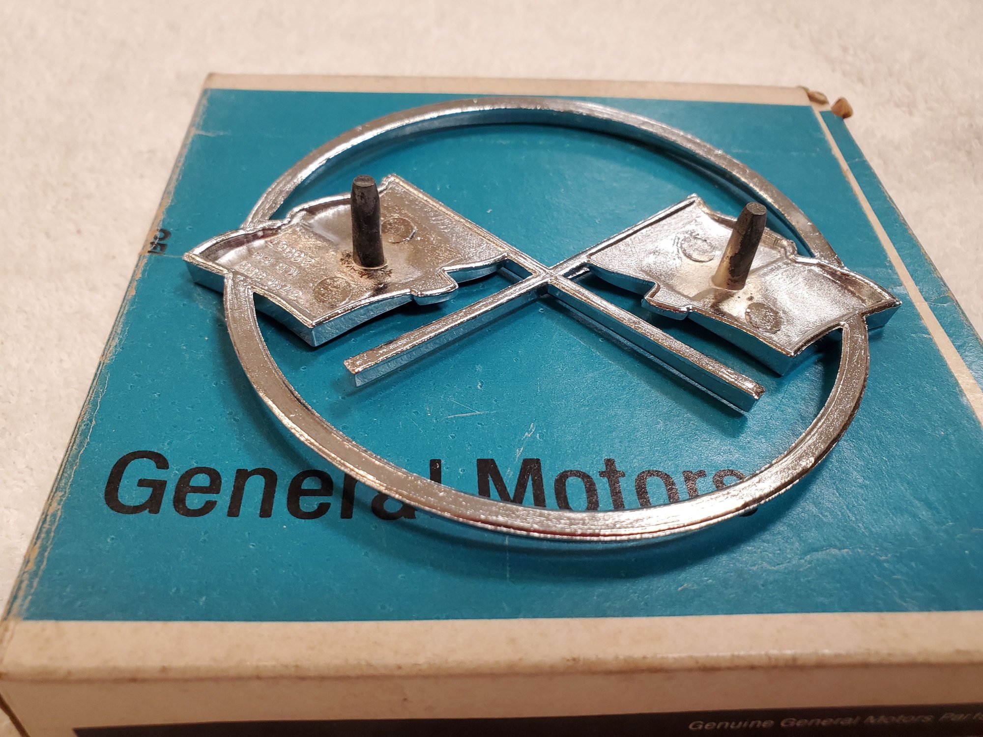FS (For Sale) 62 Front nose emblem - NOS - CorvetteForum - Chevrolet ...