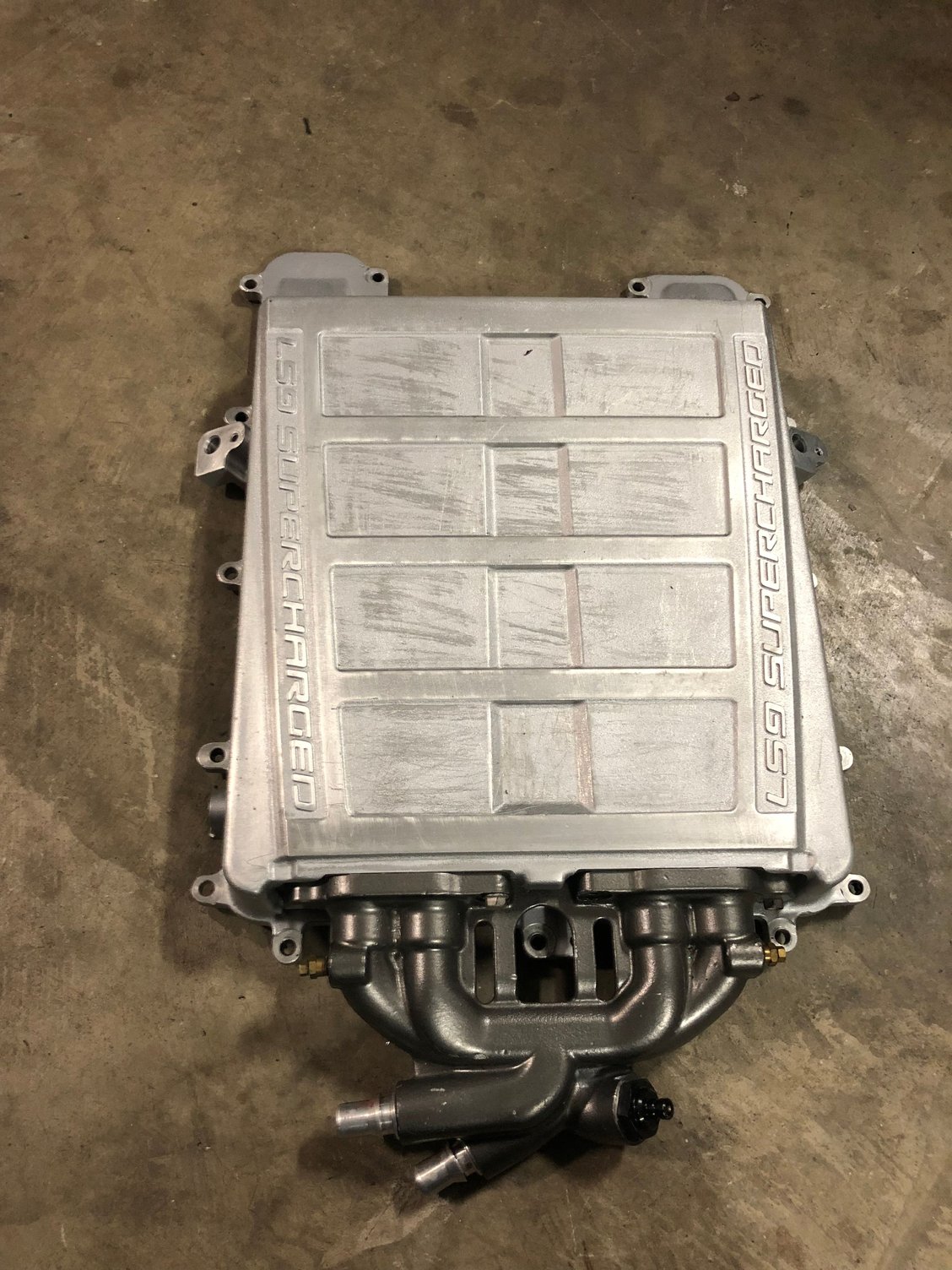 FS (For Sale) Ls9 supercharger lid with bricks - CorvetteForum ...