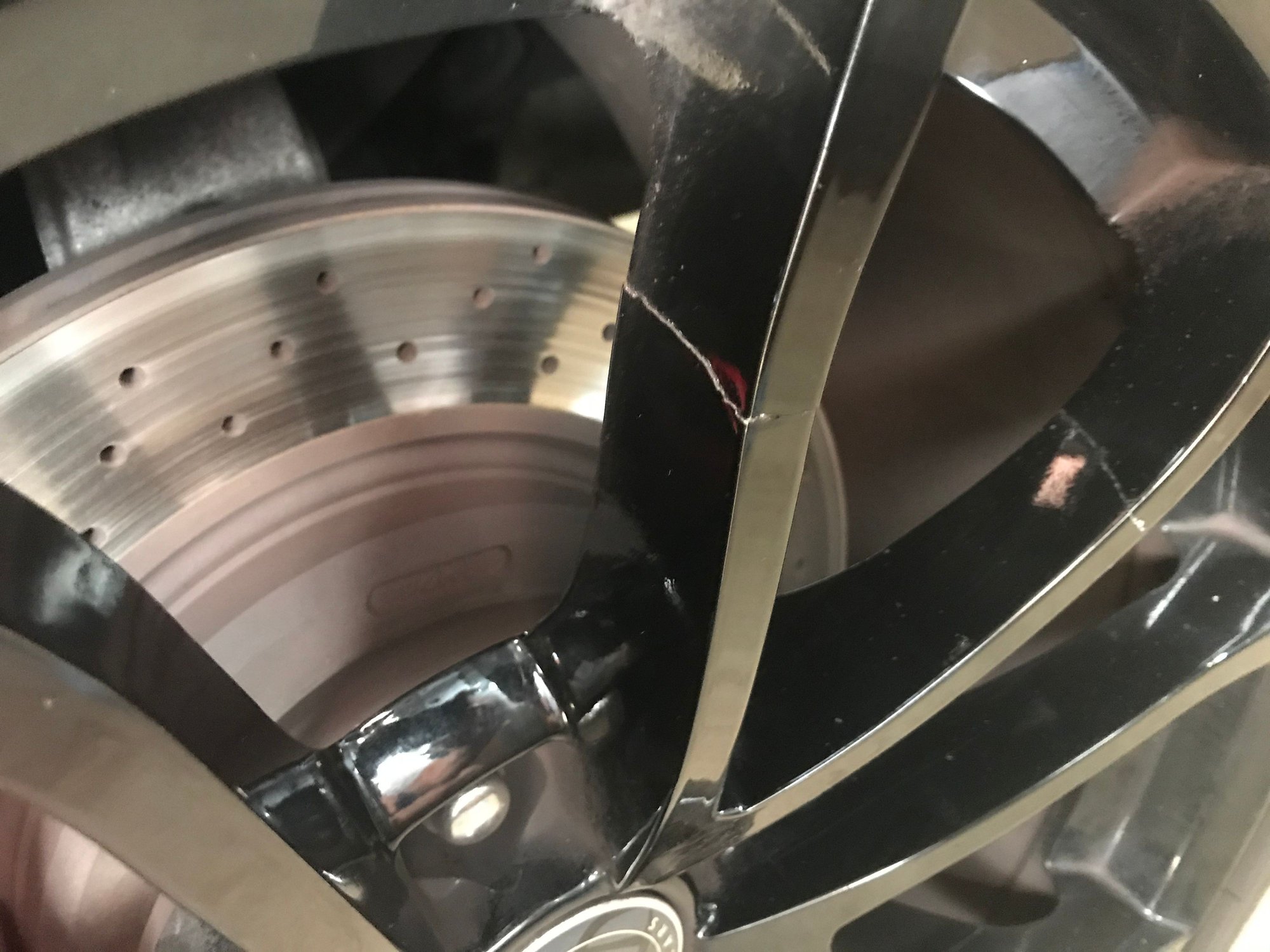 Cracked wheel spokes - CorvetteForum - Chevrolet Corvette Forum Discussion