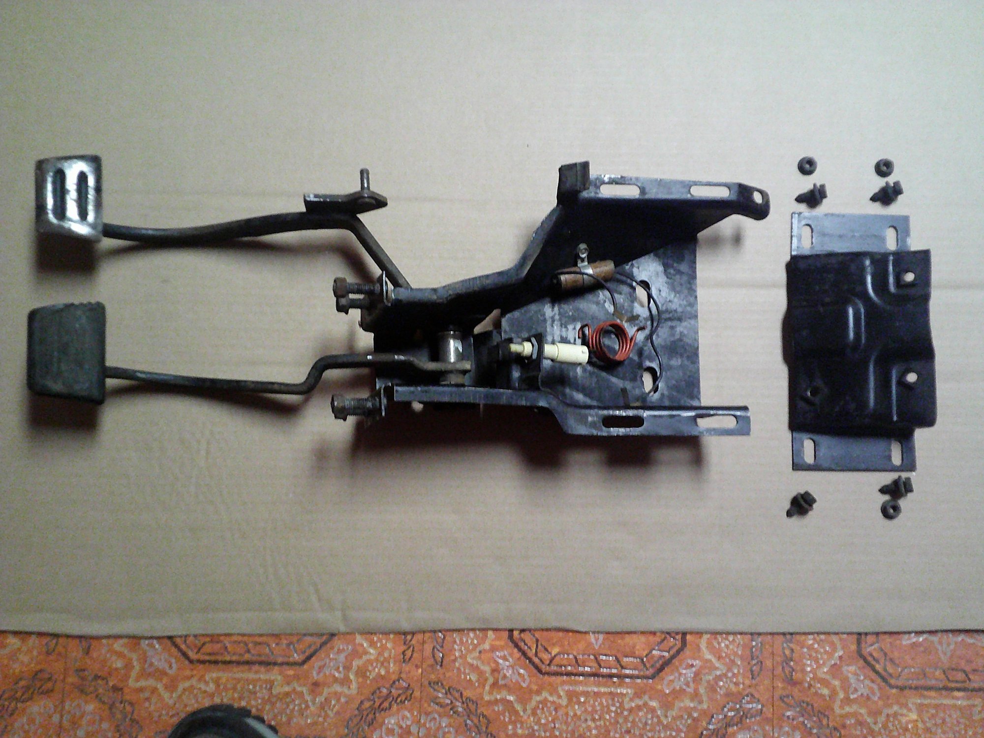 FS (For Sale) 1967 Corvette clutch/brake pedal assembly - CorvetteForum ...