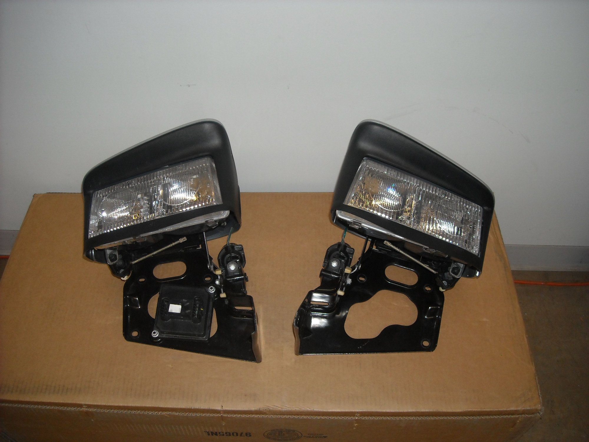 1997 thru 2004 C5 Corvette RH & LH Headlight Assembly Complete ...
