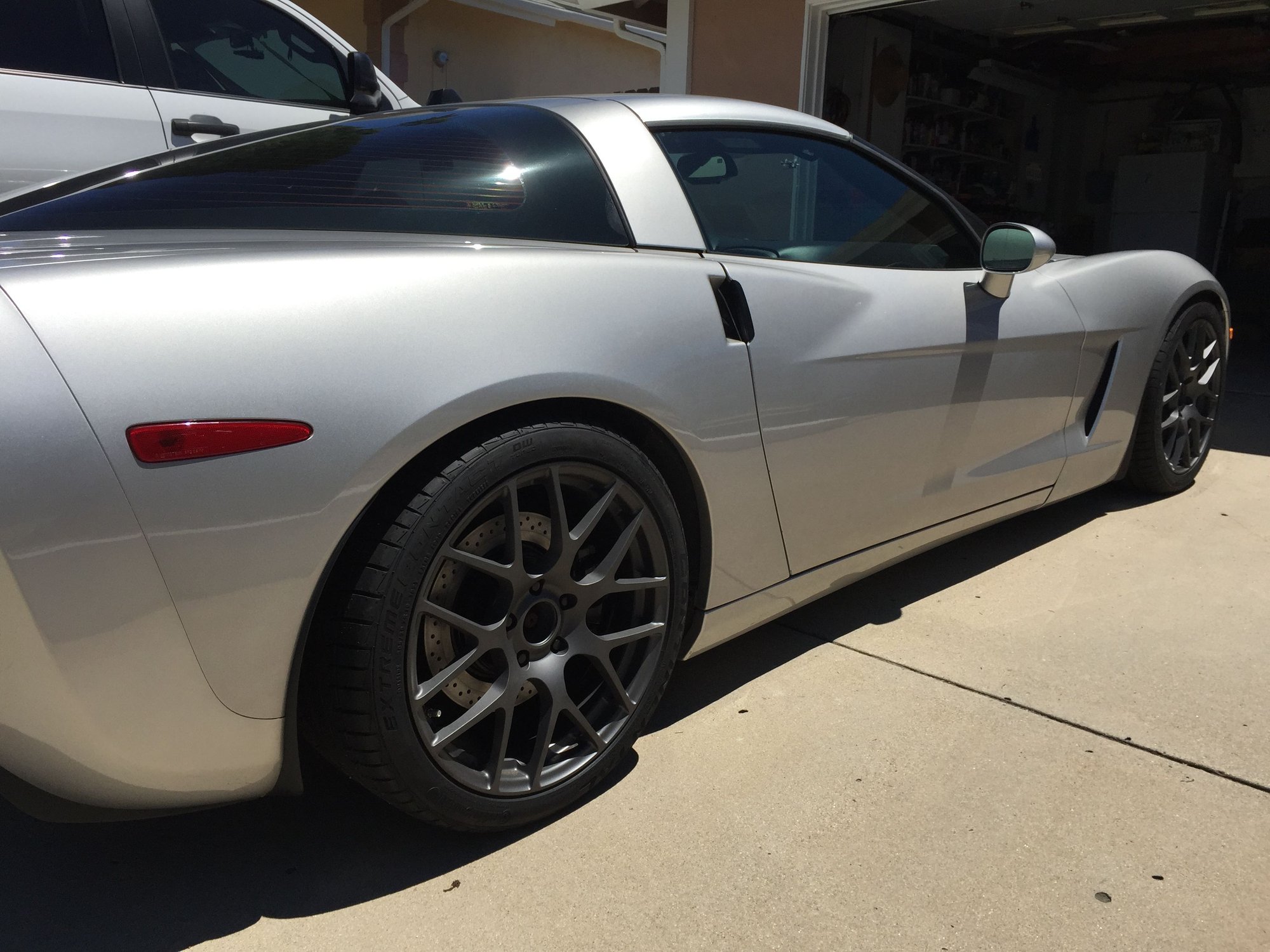 Anyone Run 305's on stock rears? (Basemodel) - CorvetteForum ...