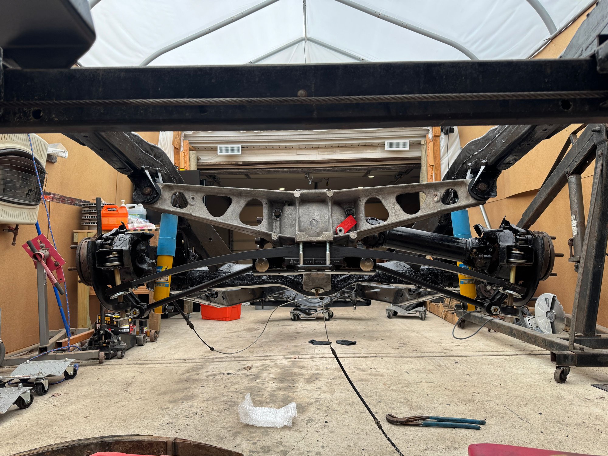 Composite leaf spring has no tension? - CorvetteForum - Chevrolet ...