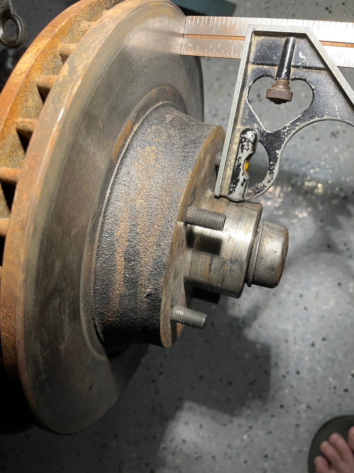 C2 Wrong front rotor - CorvetteForum - Chevrolet Corvette Forum Discussion