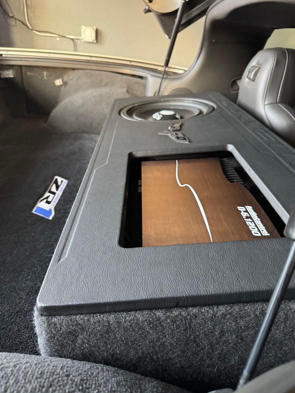 FS (For Sale) C6 subwoofer enclosure and amp rack w sub and amp ...