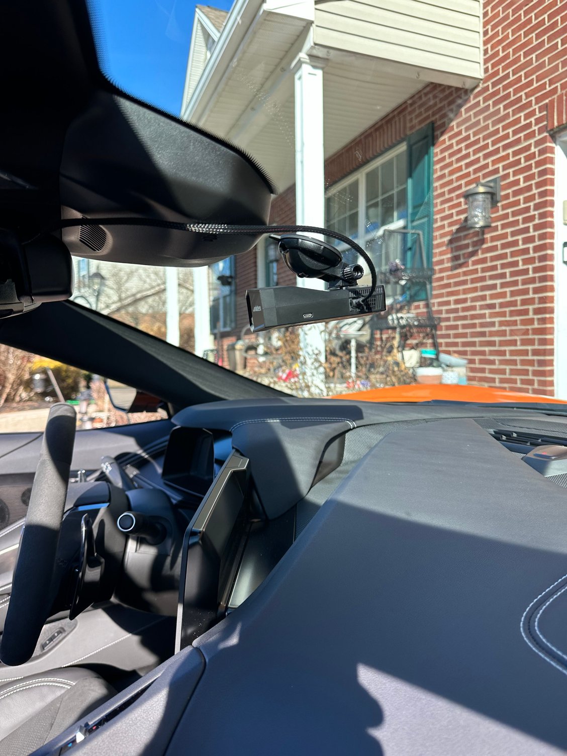 I installed my Uniden R8 on brand new C8 today - CorvetteForum ...