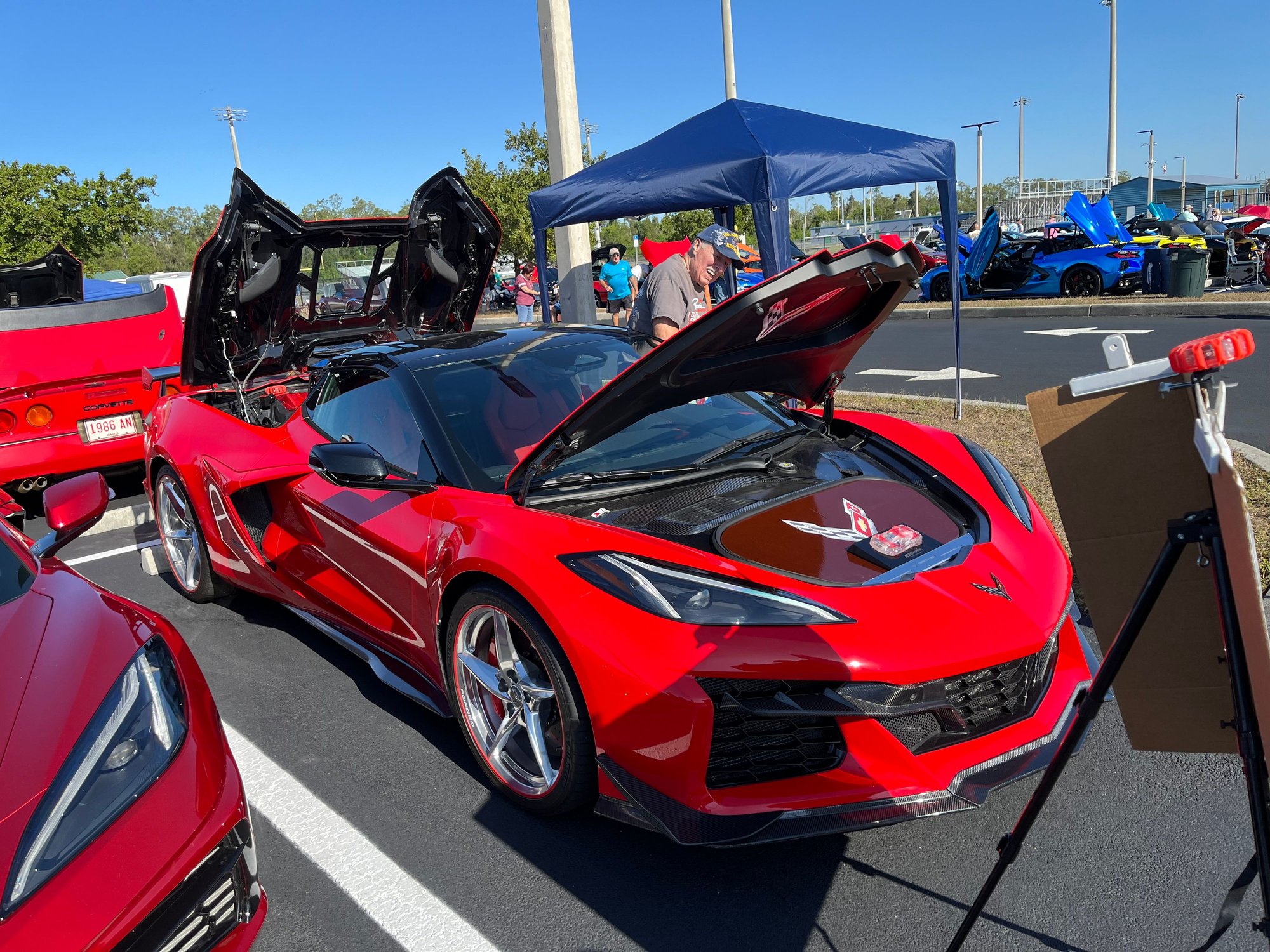 Corvette Show in Naples Florida today. Lots of pictures ...