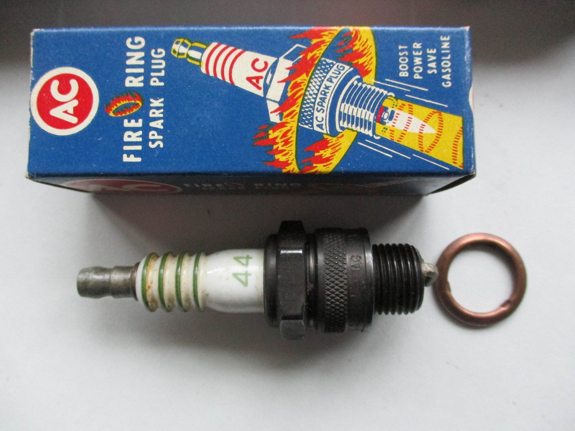 FS (For Sale) Nos 1961 dated ac44 fire ring spark plugs - CorvetteForum ...