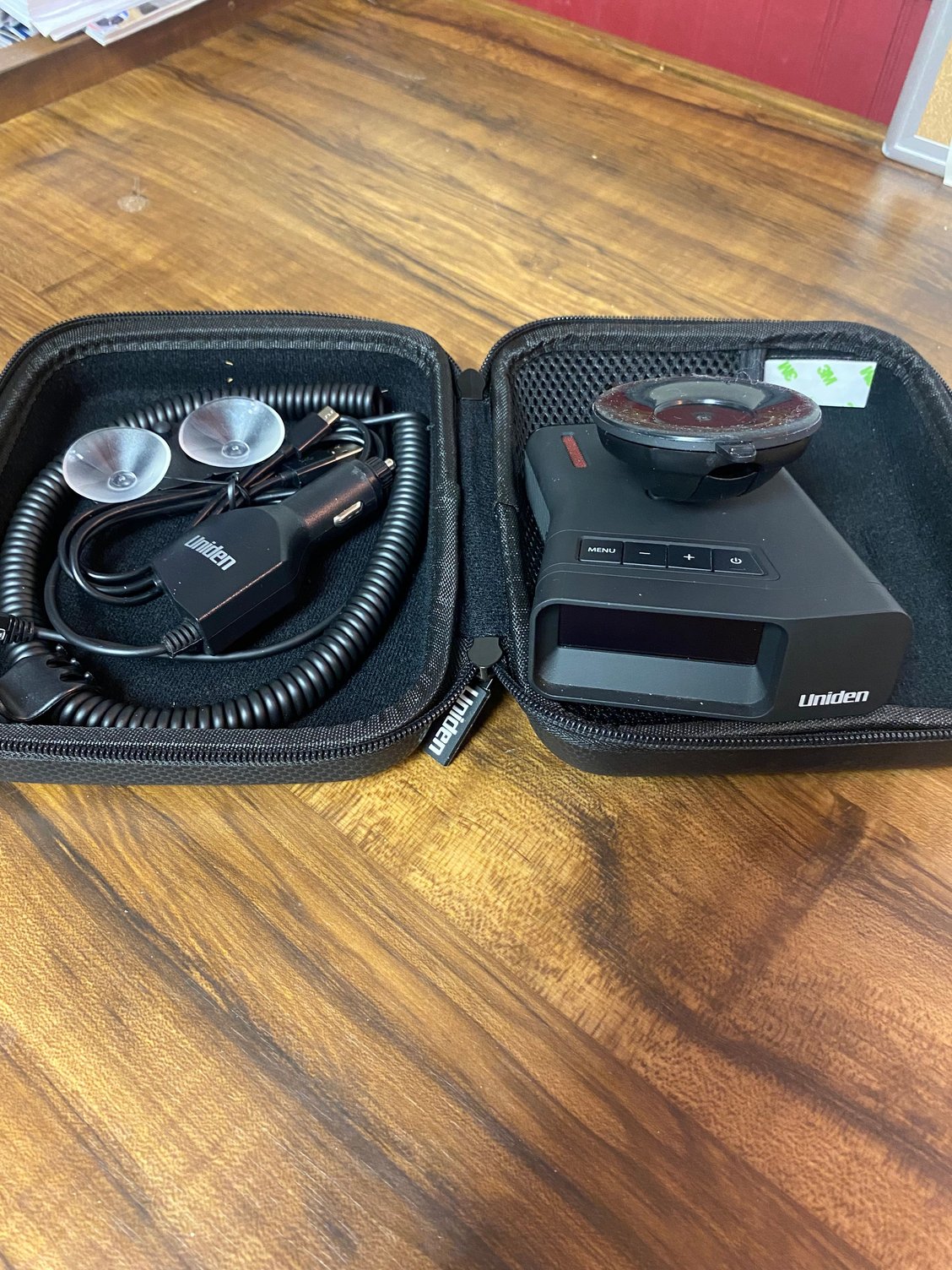 FS (For Sale) Uniden R7 w/ case and accessories $375 - CorvetteForum ...