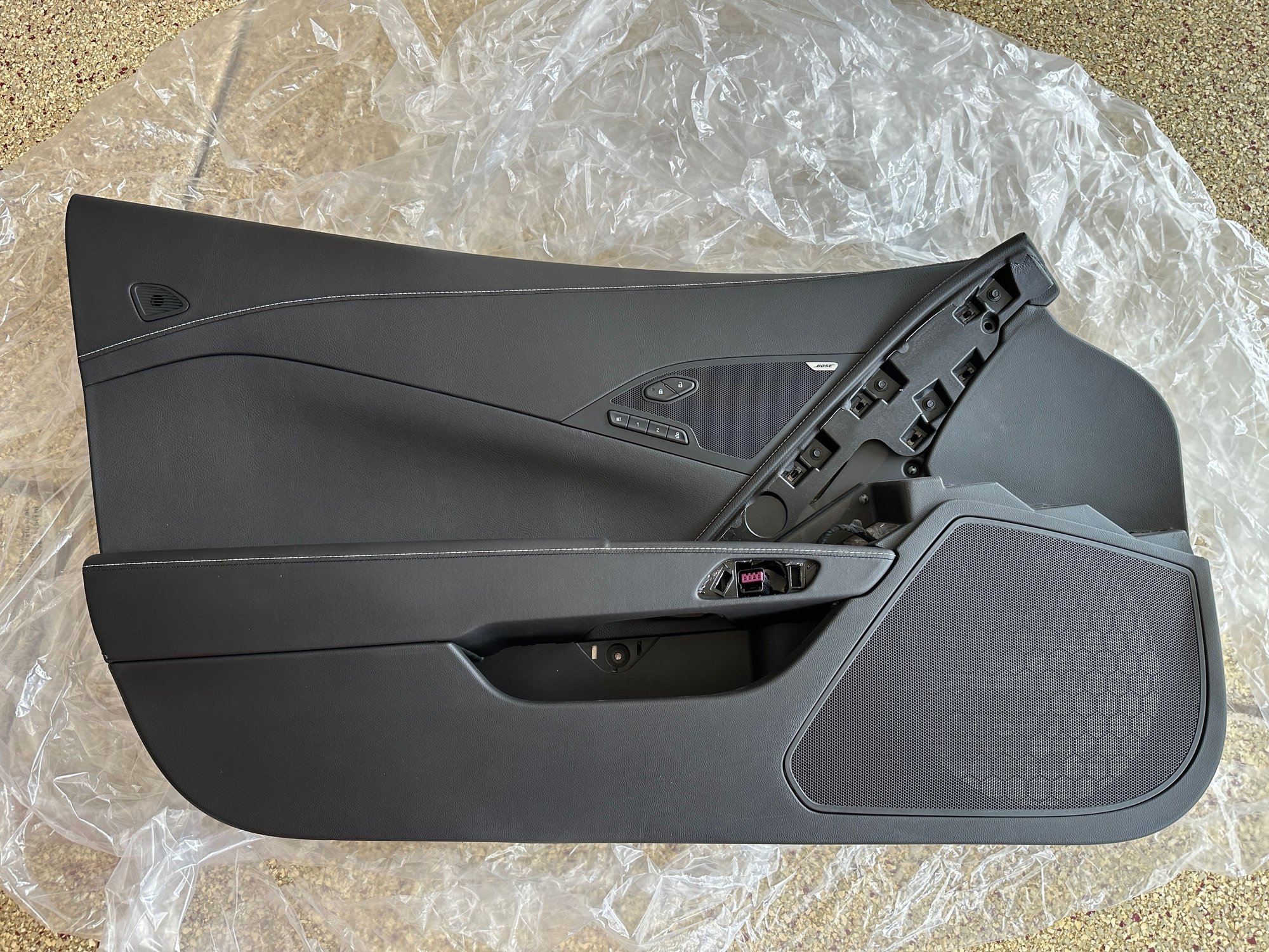 FS (For Sale) SOLD - Interior drivers door panel, 84586693 ...