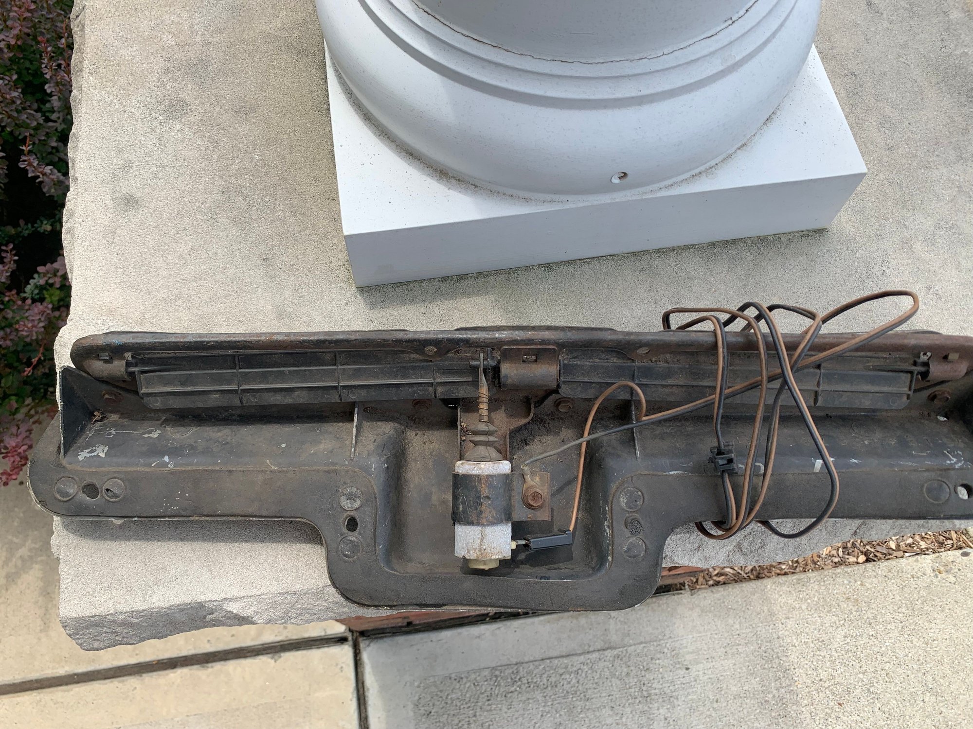 WTB (Want To Buy) 1973-1975 Cowl Induction System - CorvetteForum ...