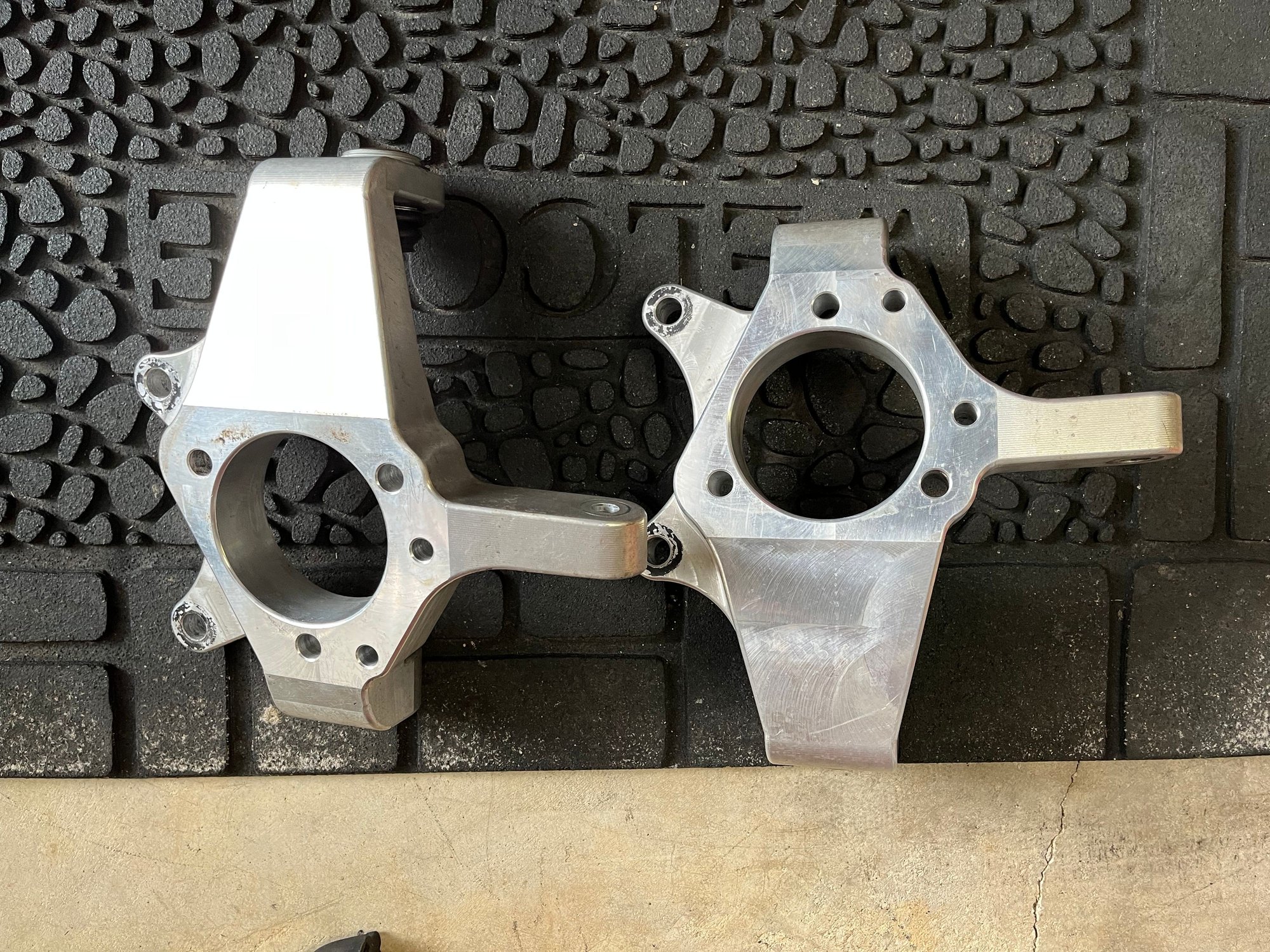 FS (For Sale) C5/C6 15" LG Spindles, LNC2000 - CorvetteForum ...