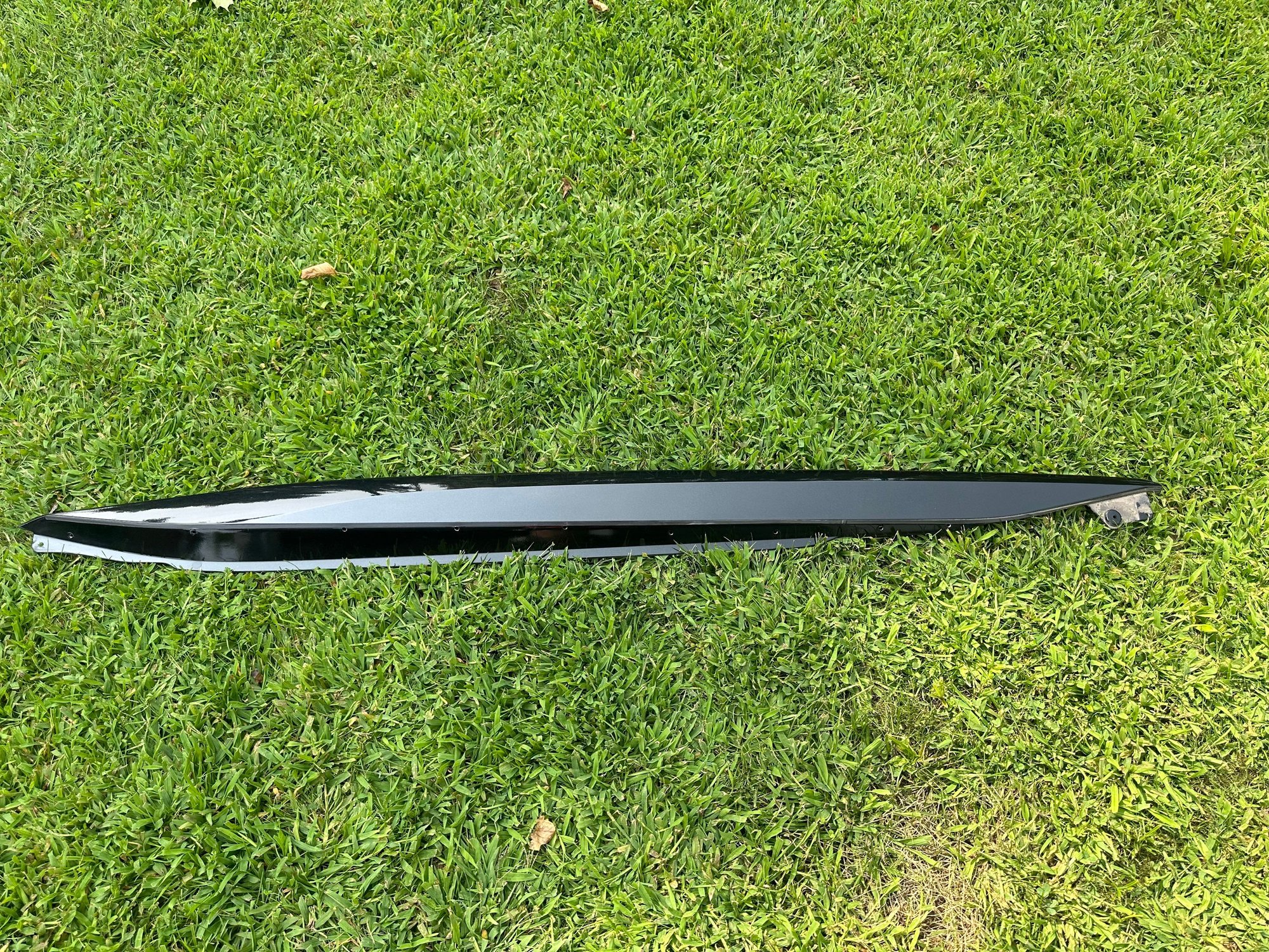 FS (For Sale) Used GM Carbon Fiber Drivers Side Rocker Panel Molding ...