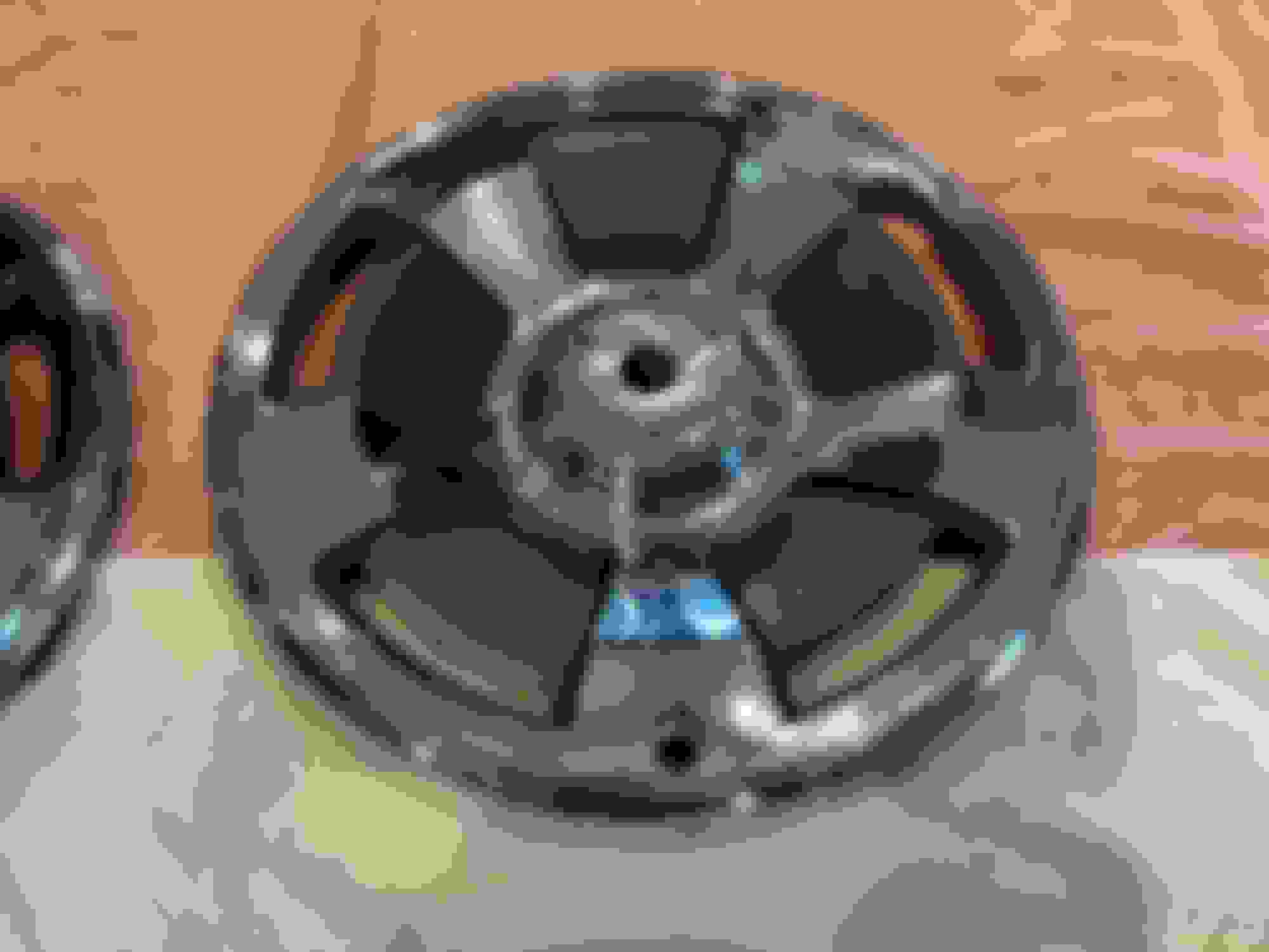 FS (For Sale) 1996 hubcaps, spinners, spacers & mounting hardware ...